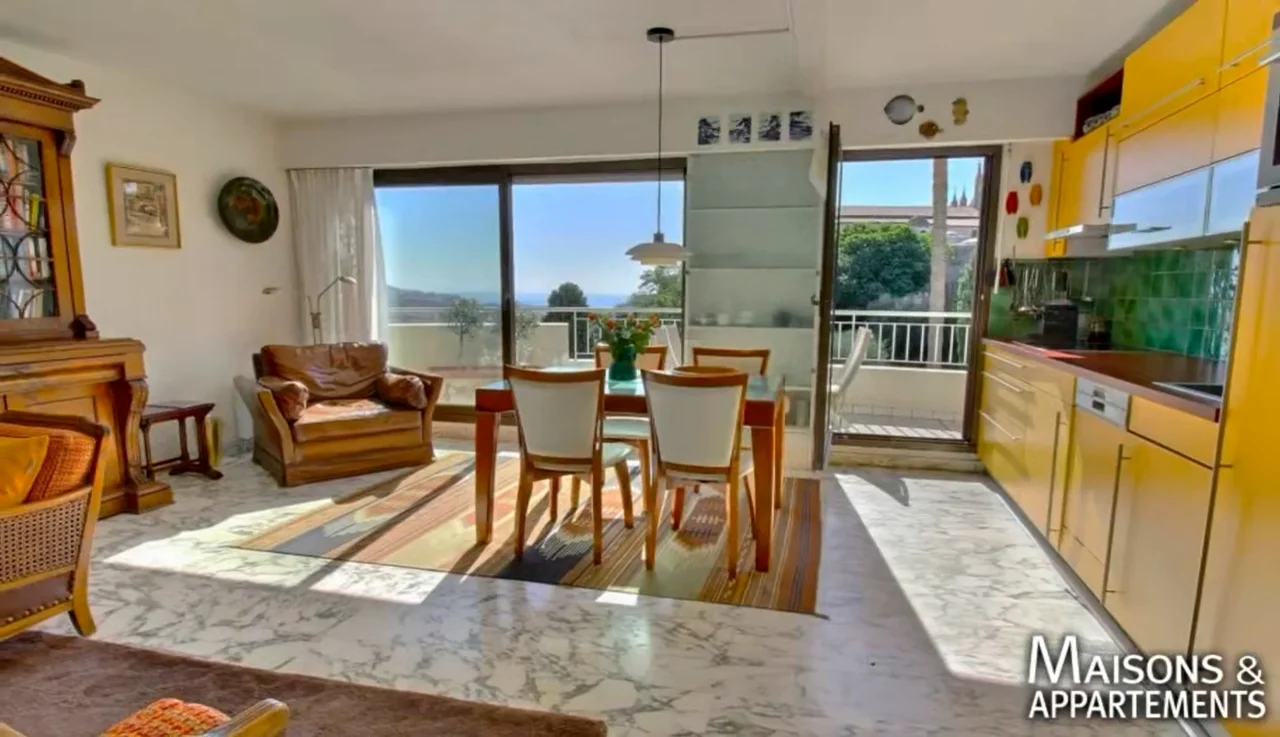 NICE - APPARTEMENT À VENDRE - 395 000 € - 2 pièces