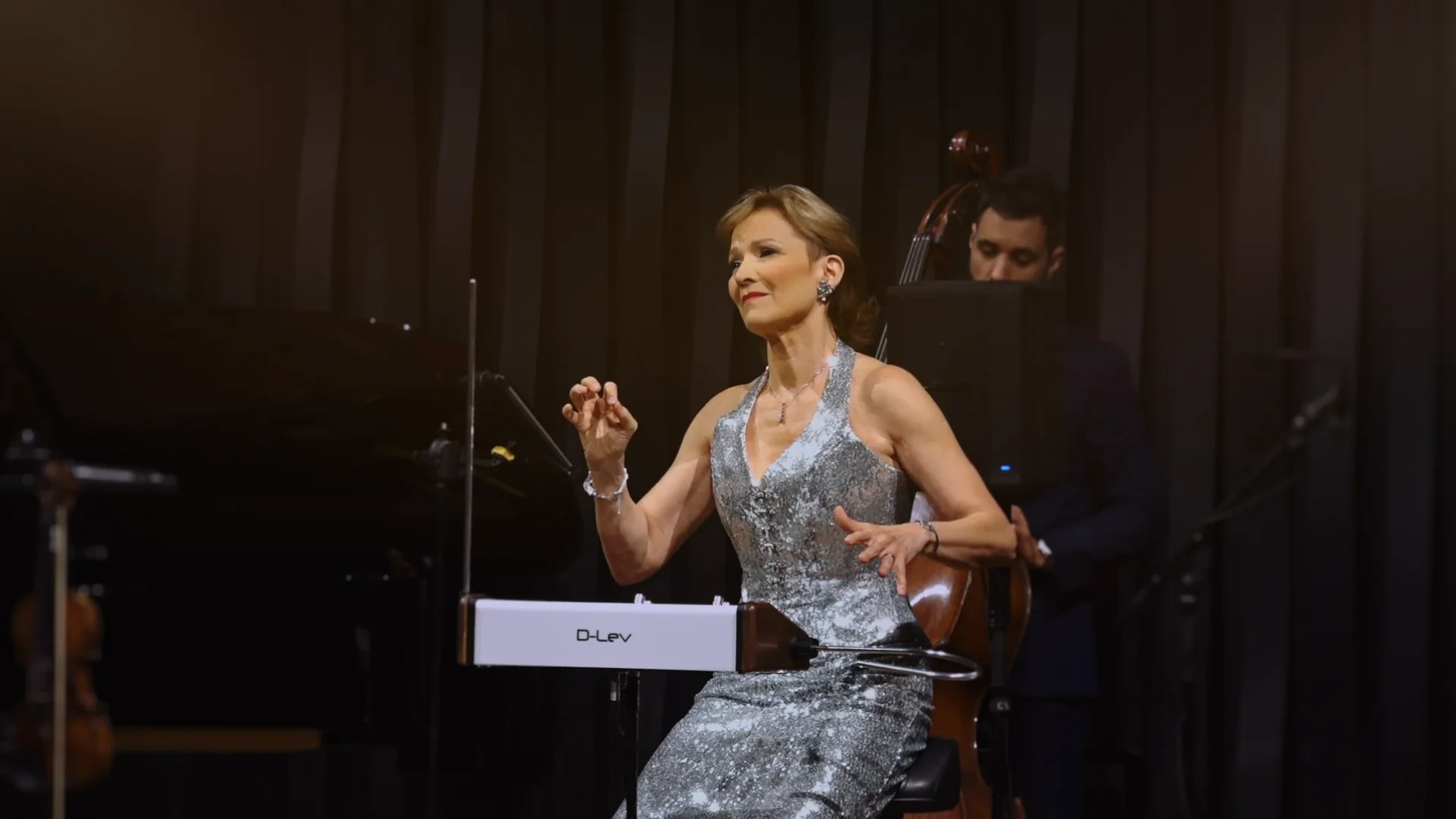 KATICA ILLÉNYI - Clair de Lune # theremin