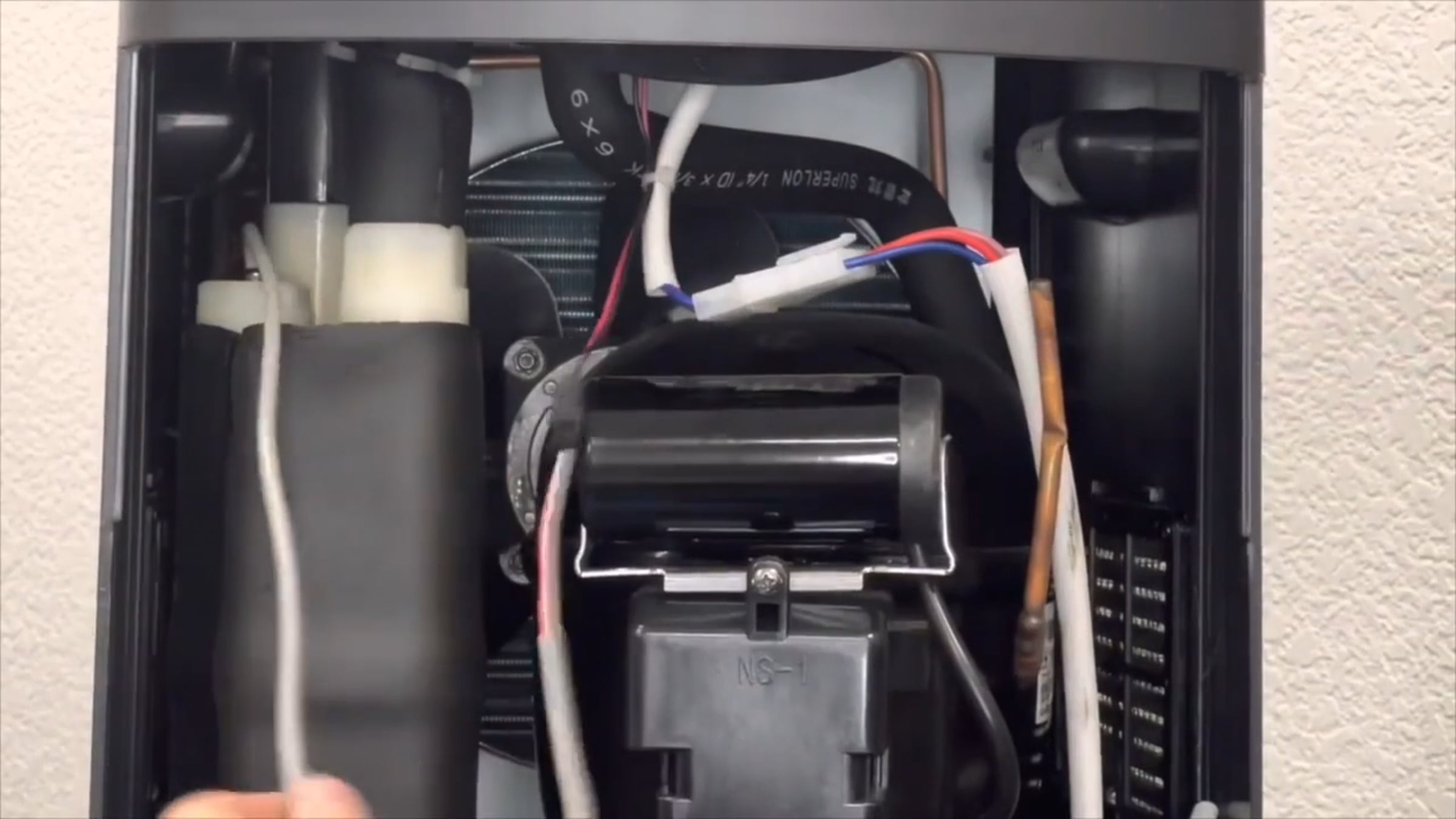 The Plunge (Gen 1): Chiller Probe Replacement | Videos & Movies on Vimeo