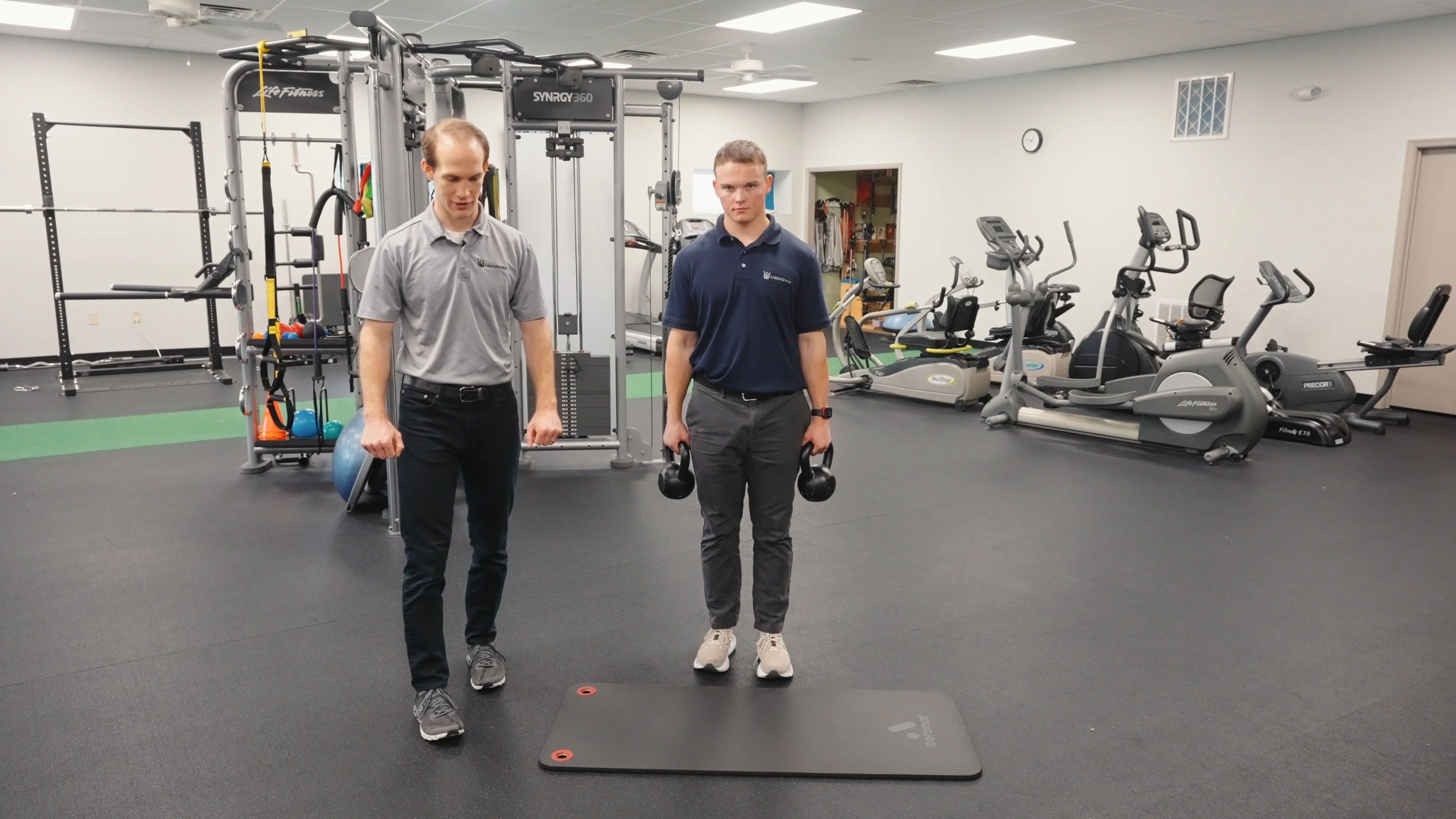 2-DB/KB Split Stance RDL