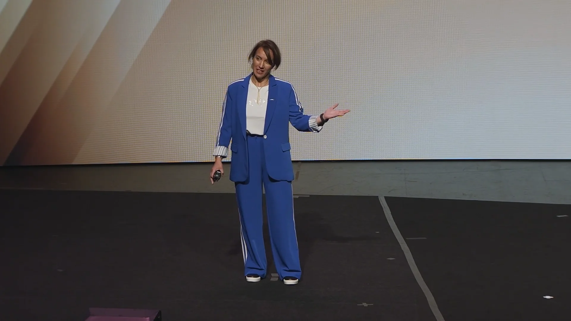 UFBA Hui 2024 - Keynote: Dame Farah Palmer - Leadership that mobilises ...