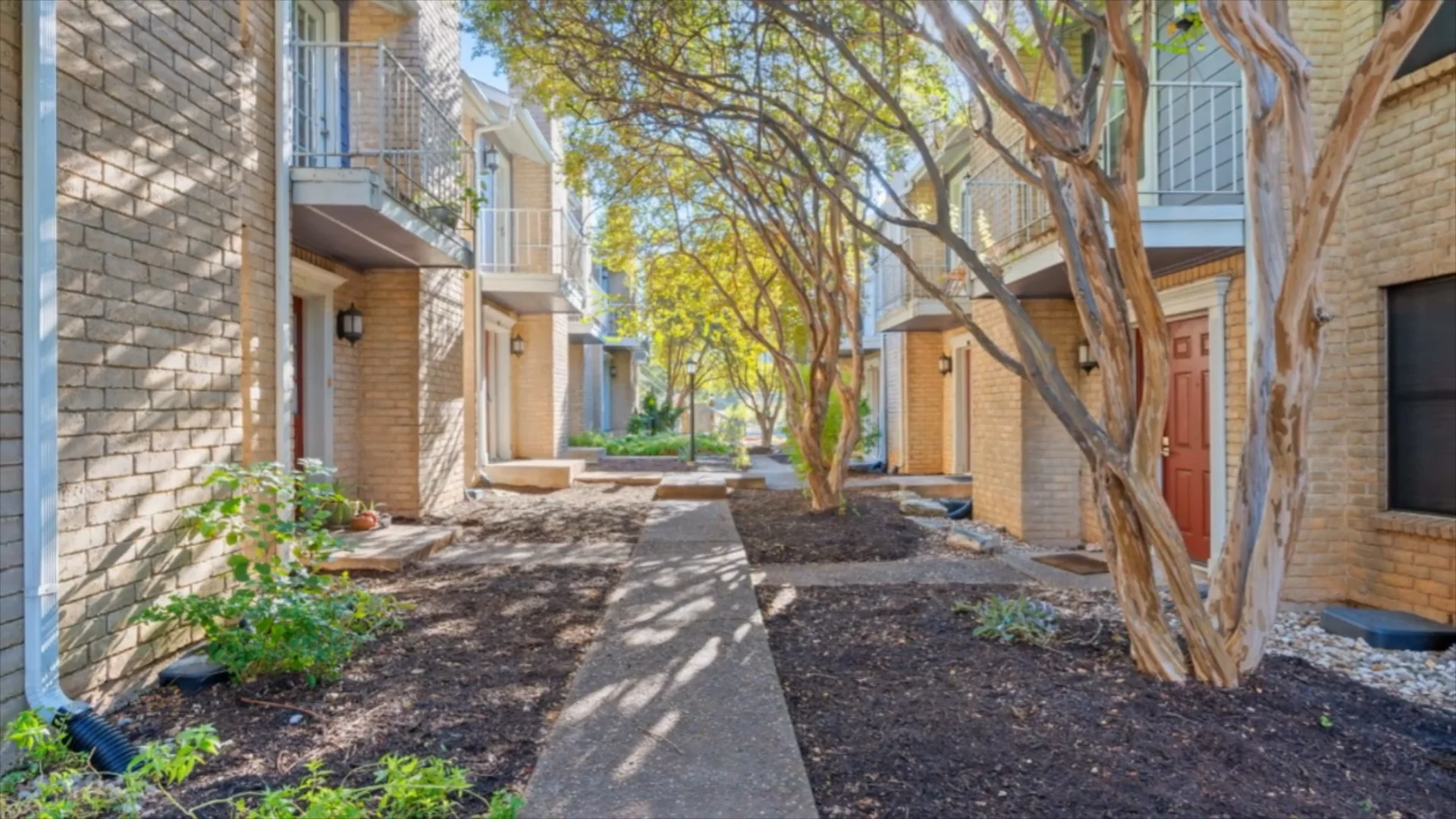 808 Banister Drive, Unit 808 Bldg A