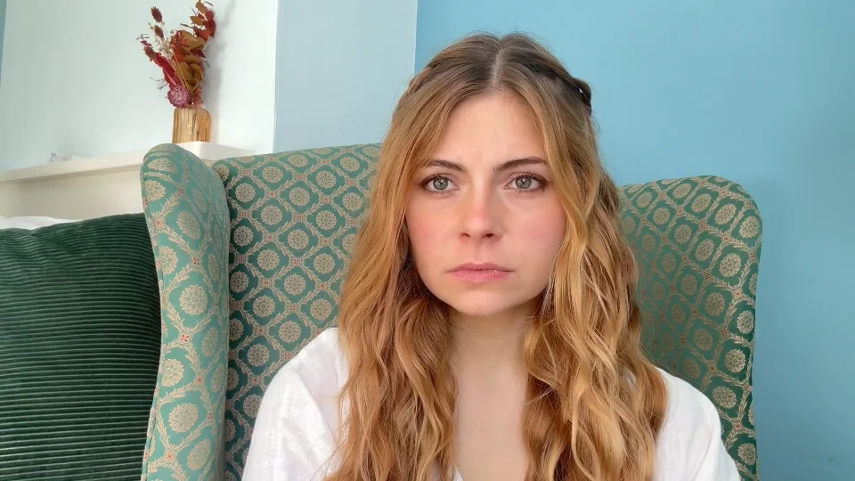 Emma Hutchings- Feyre- A Court of Thorns and Roses