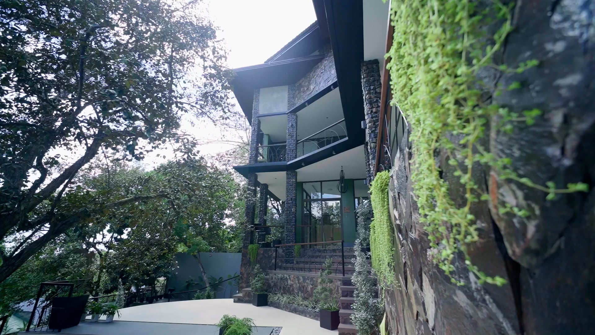 Luxury Villa and Wedding Prep Venue - The Pavo