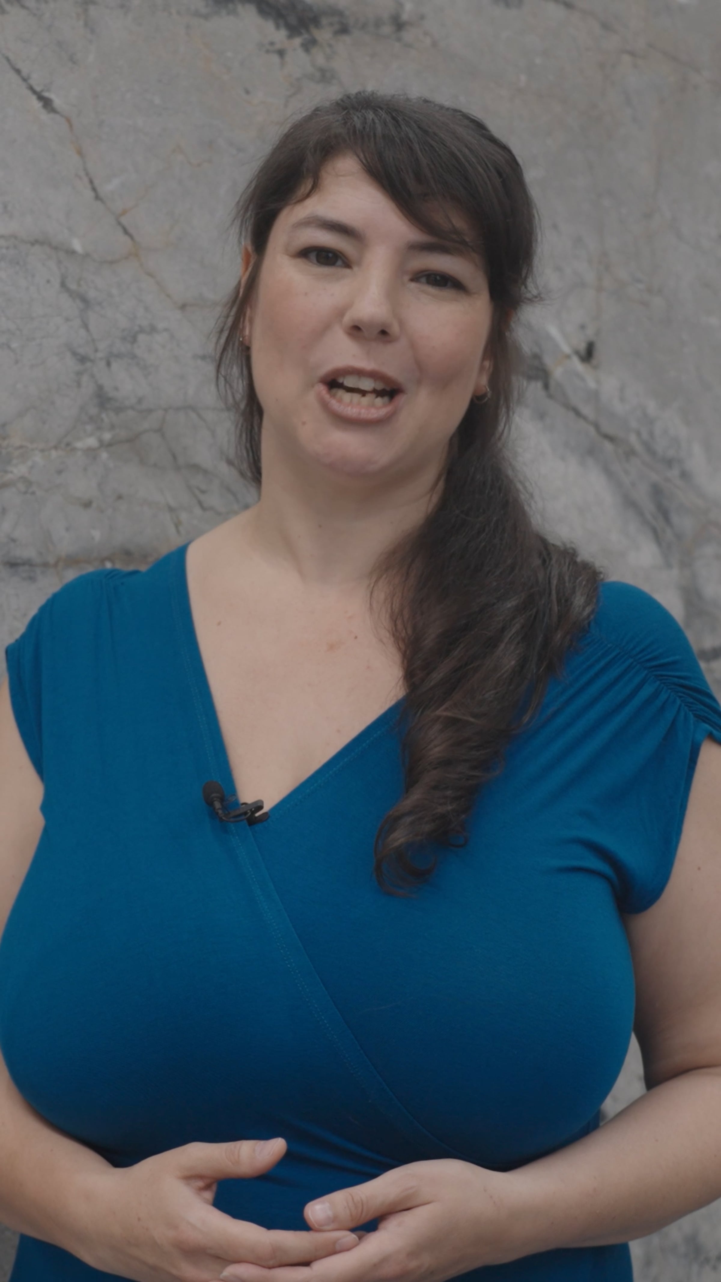 Silver Fantasy_SMG_Stone_Vertical