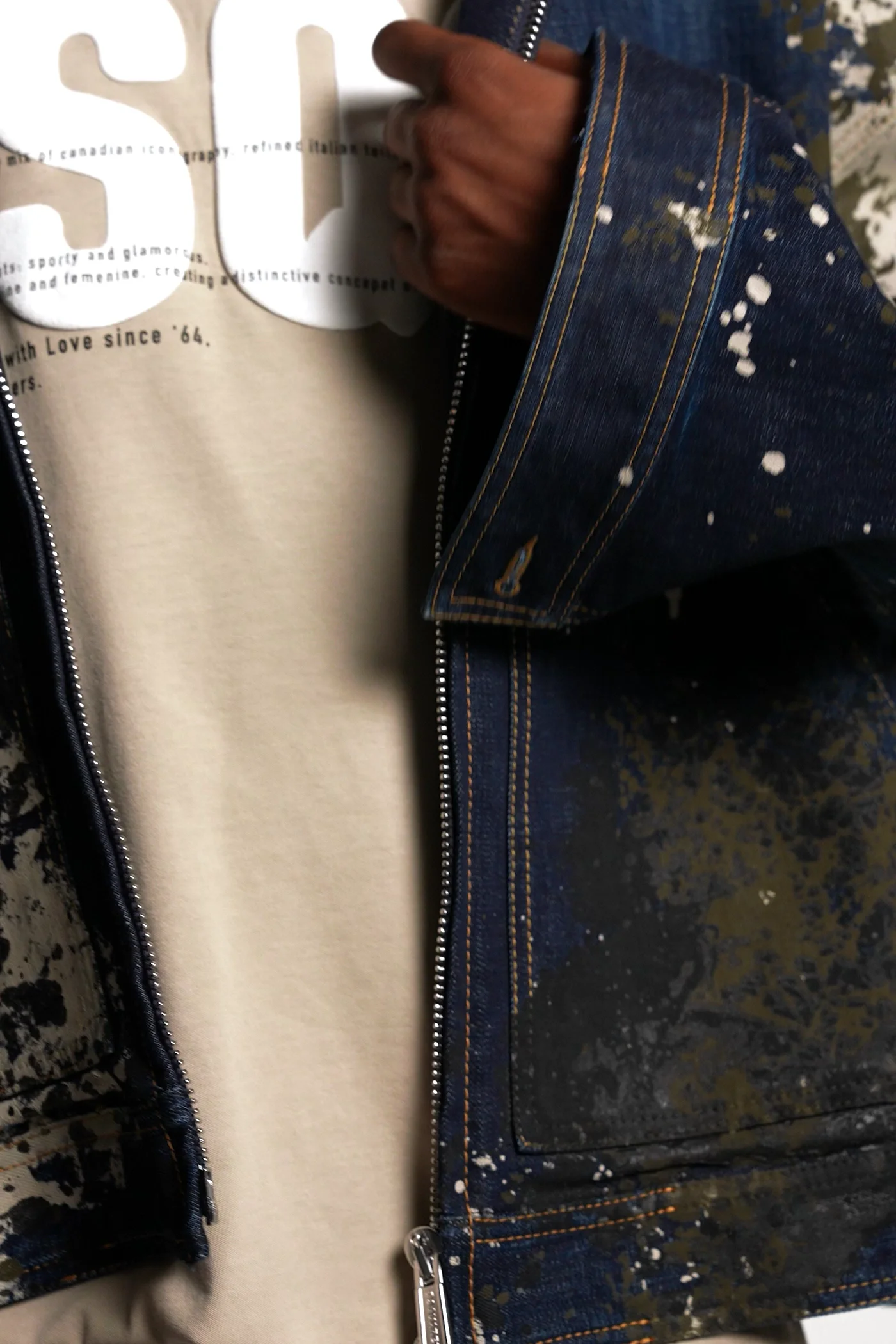 Men's Outerwear, Coats, Bomber jackets and Trench | DSQUARED2 Men's Outerwear, Coats, Bomber jackets and Trench | DSQUARED2