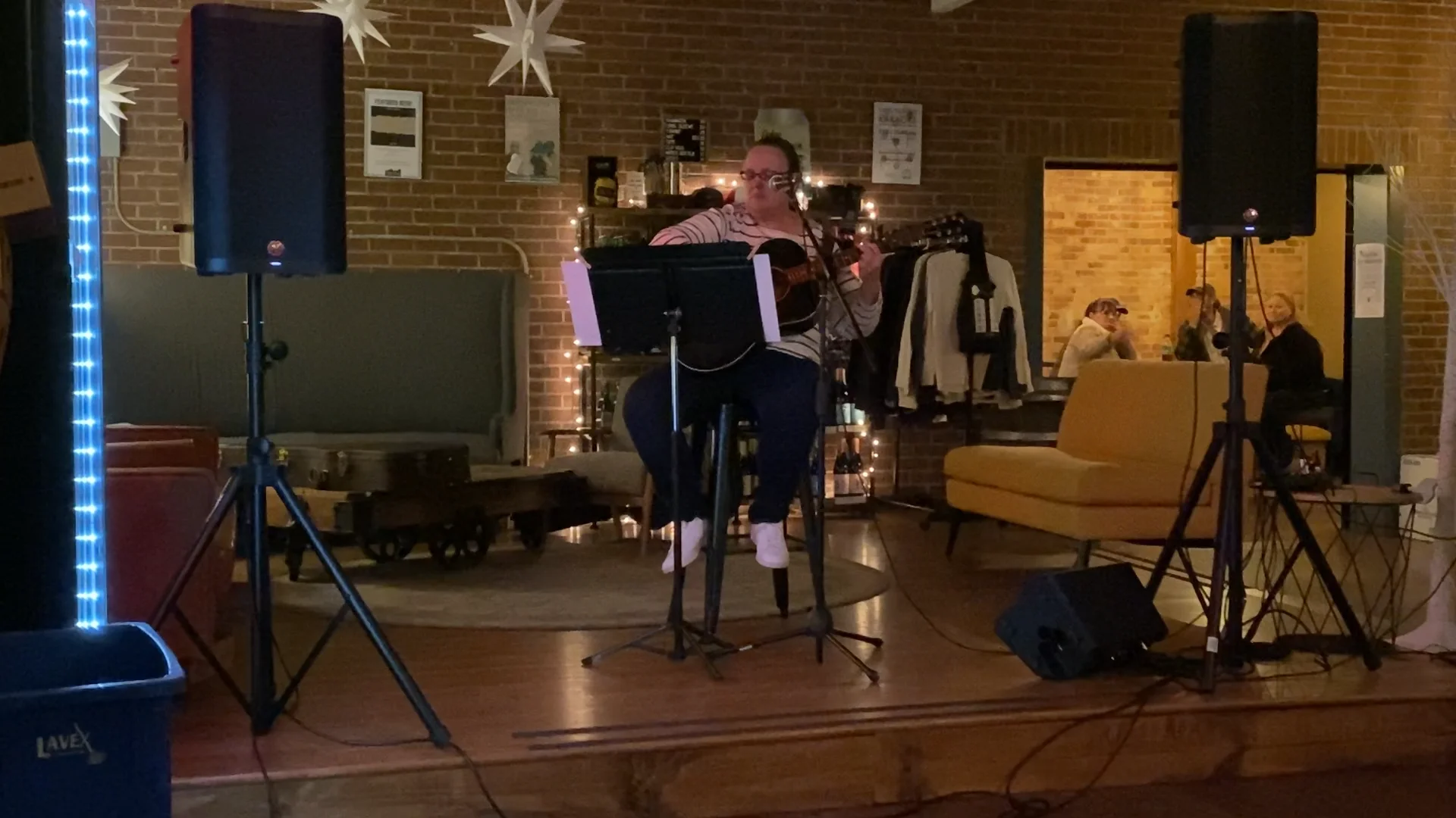 Jewel Ward – Open Mic at Fonta Flora Brewery 5 December 2024