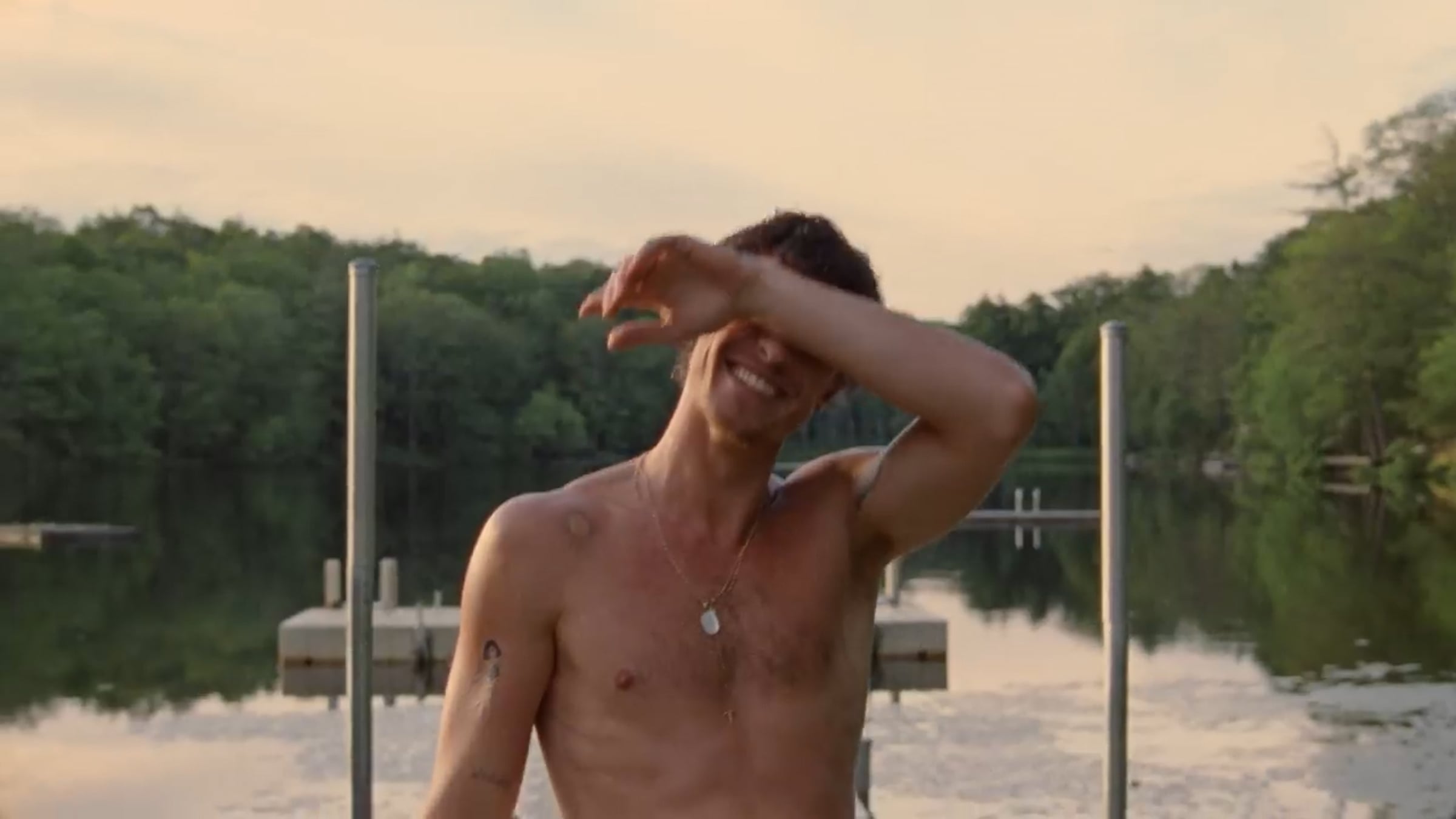 Shawn Mendes - Why Why Why (Official Music Video)