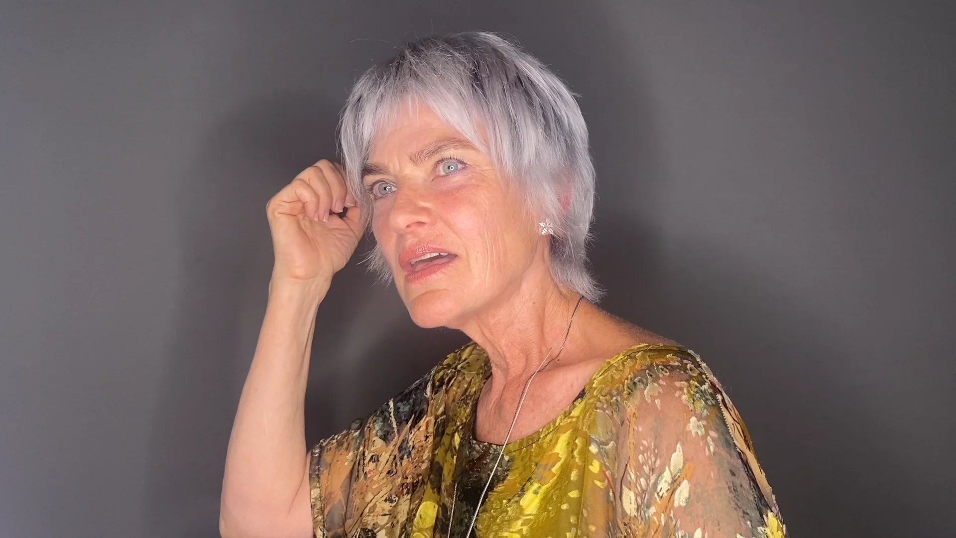 MARGARET - SCENE 1