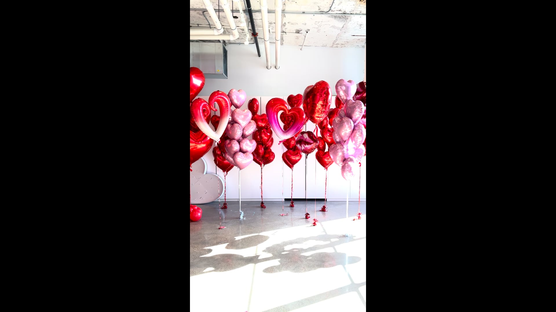 BRONZE BALLOONS - Balloons, Party Decor