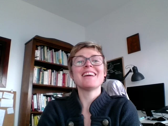 Danielle S. tutor video introduction on Preply