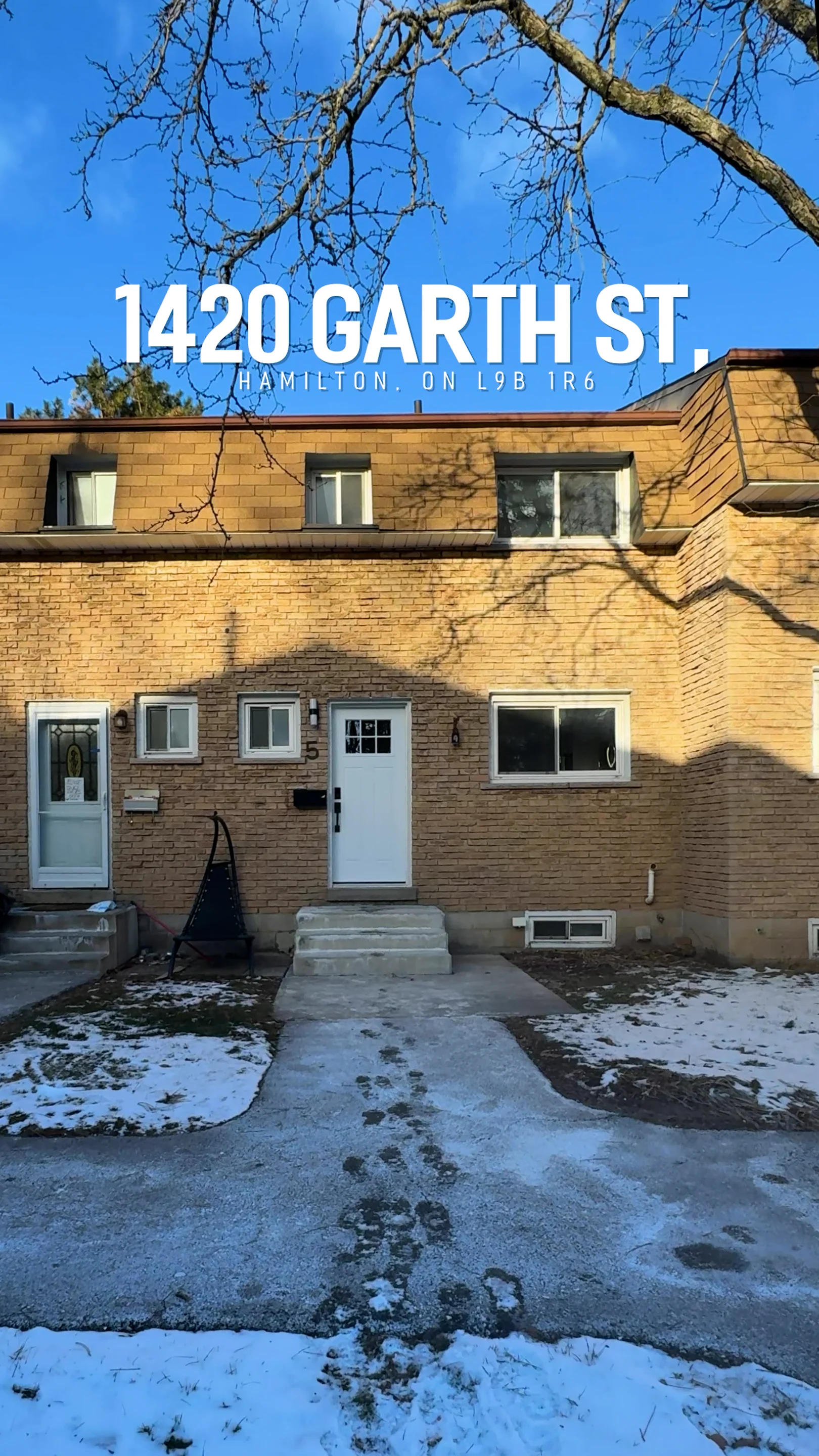 Official 1420 Garth St, Hamilton, ON L9B 1R6