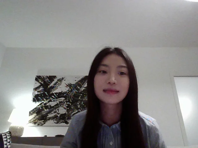 Miranda L. tutor video introduction on Preply