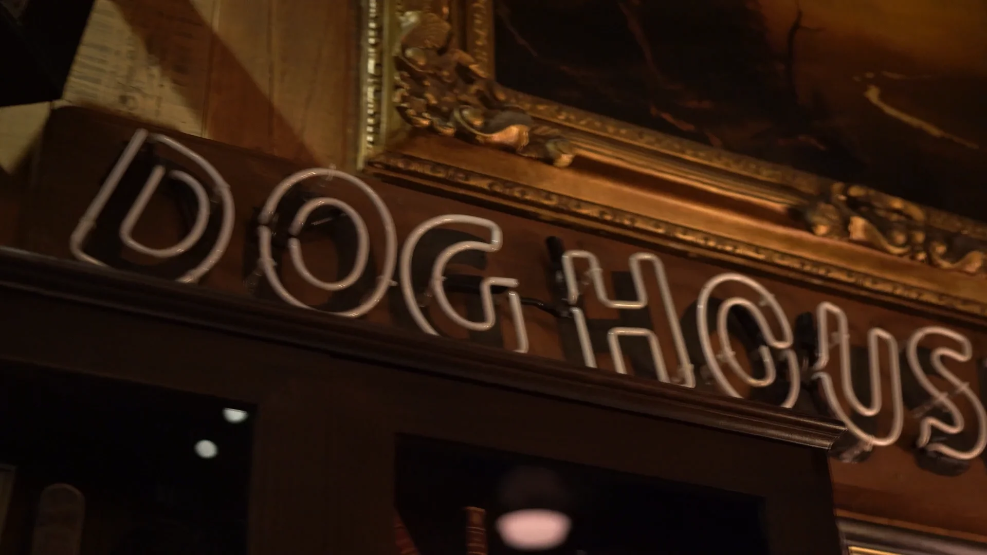 Liverpool Interior video