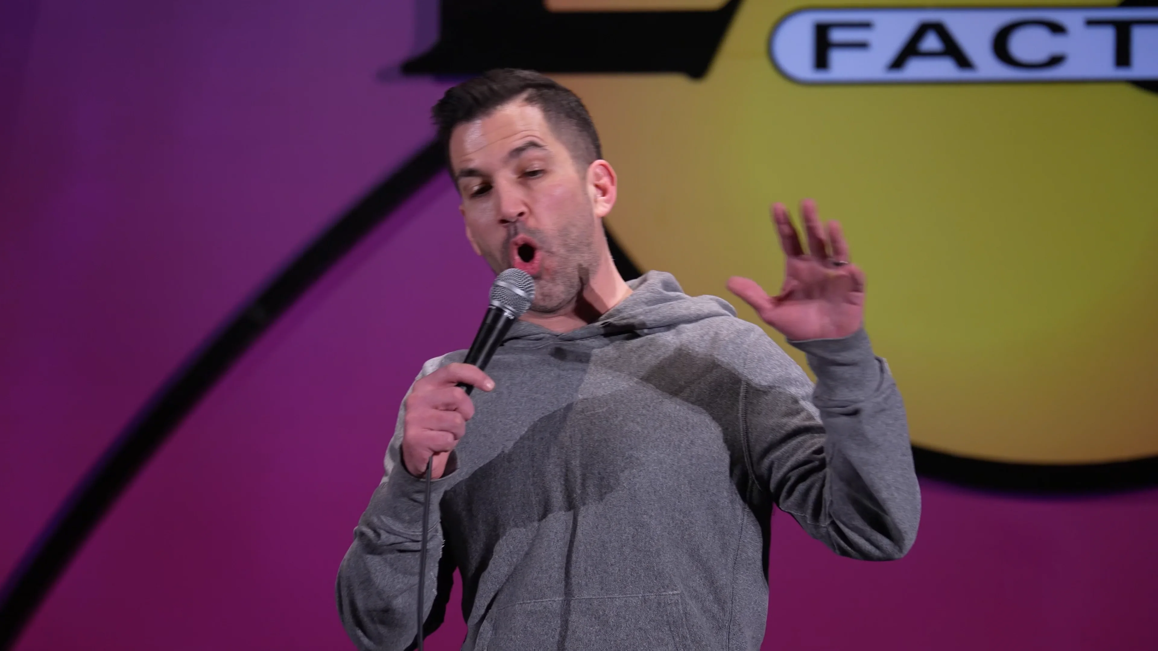 Pat Tomasulo 01-11-25 sat show2 closeup