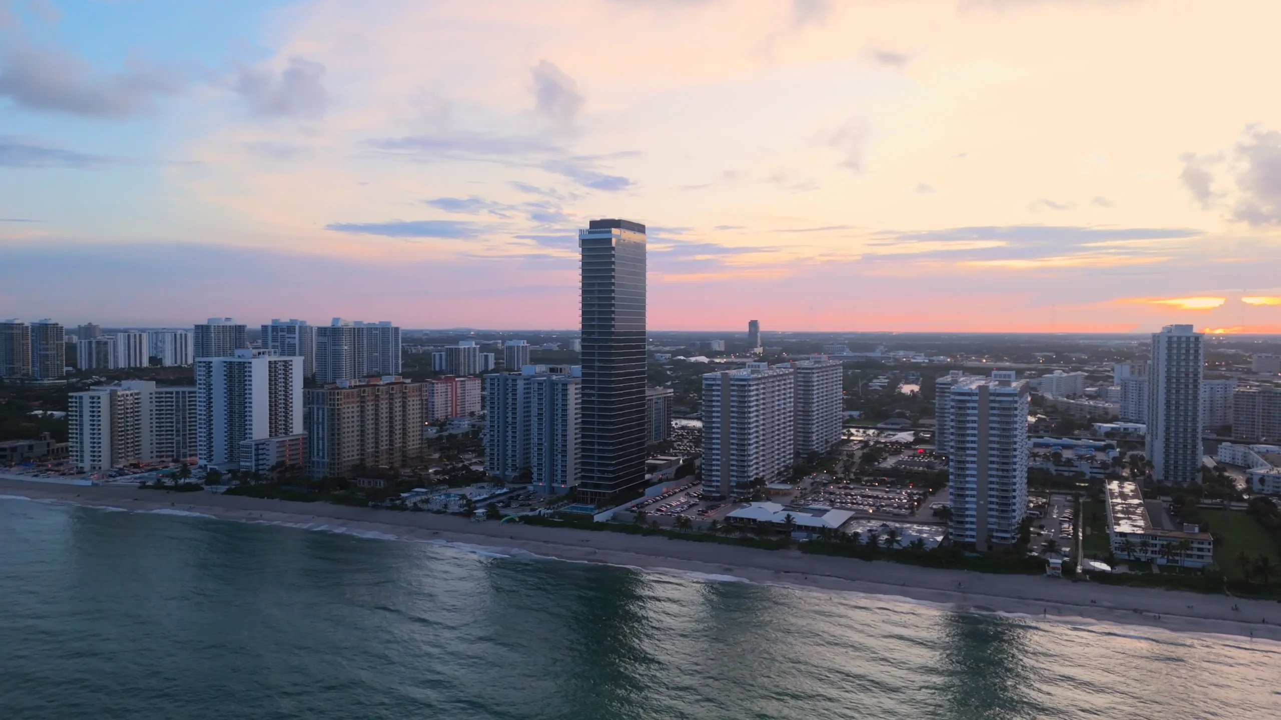 Cinematic Video - 2000 Ocean