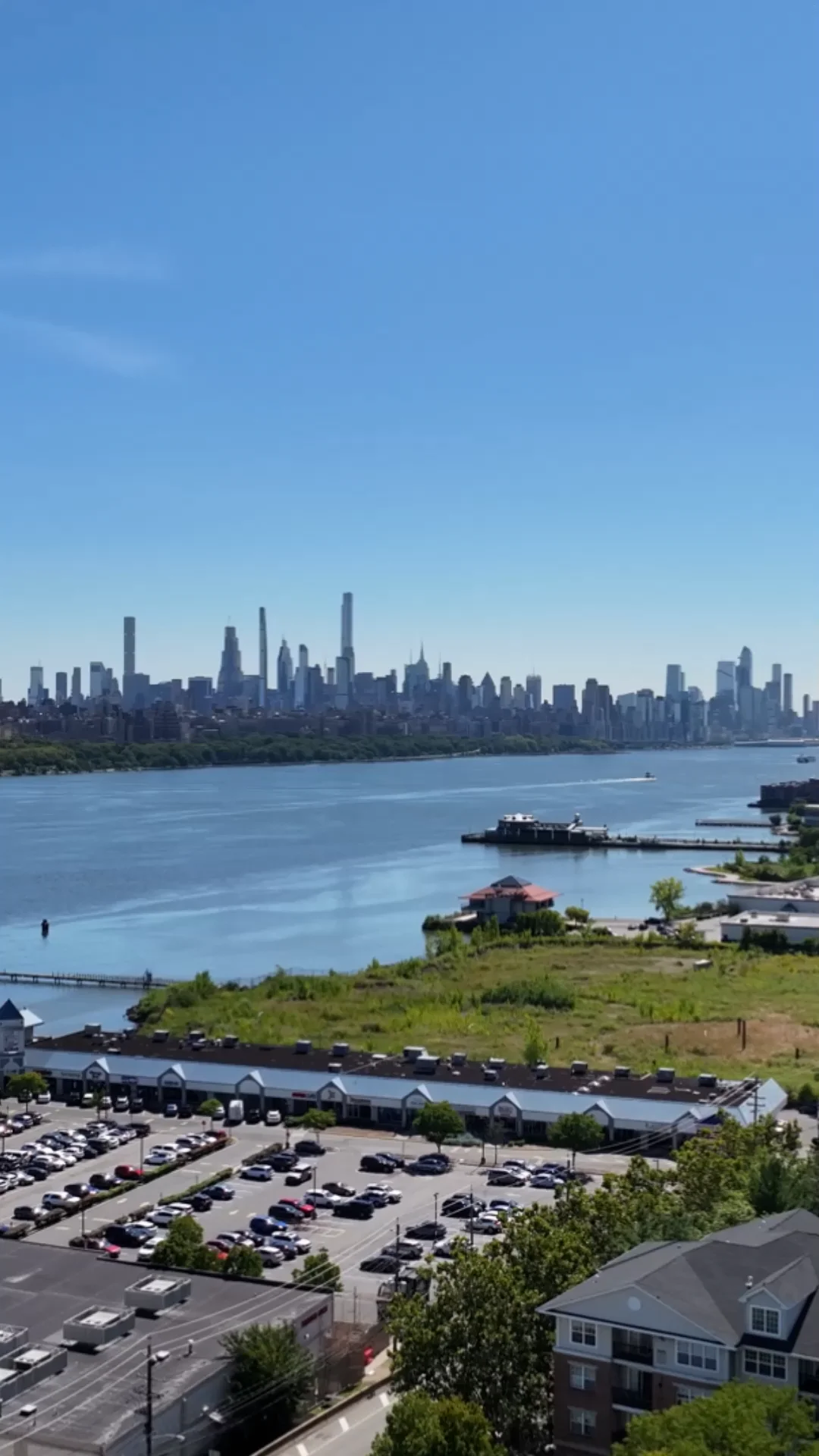 25 Russell Ave, Edgewater, NJ - John Freitag (Reel)