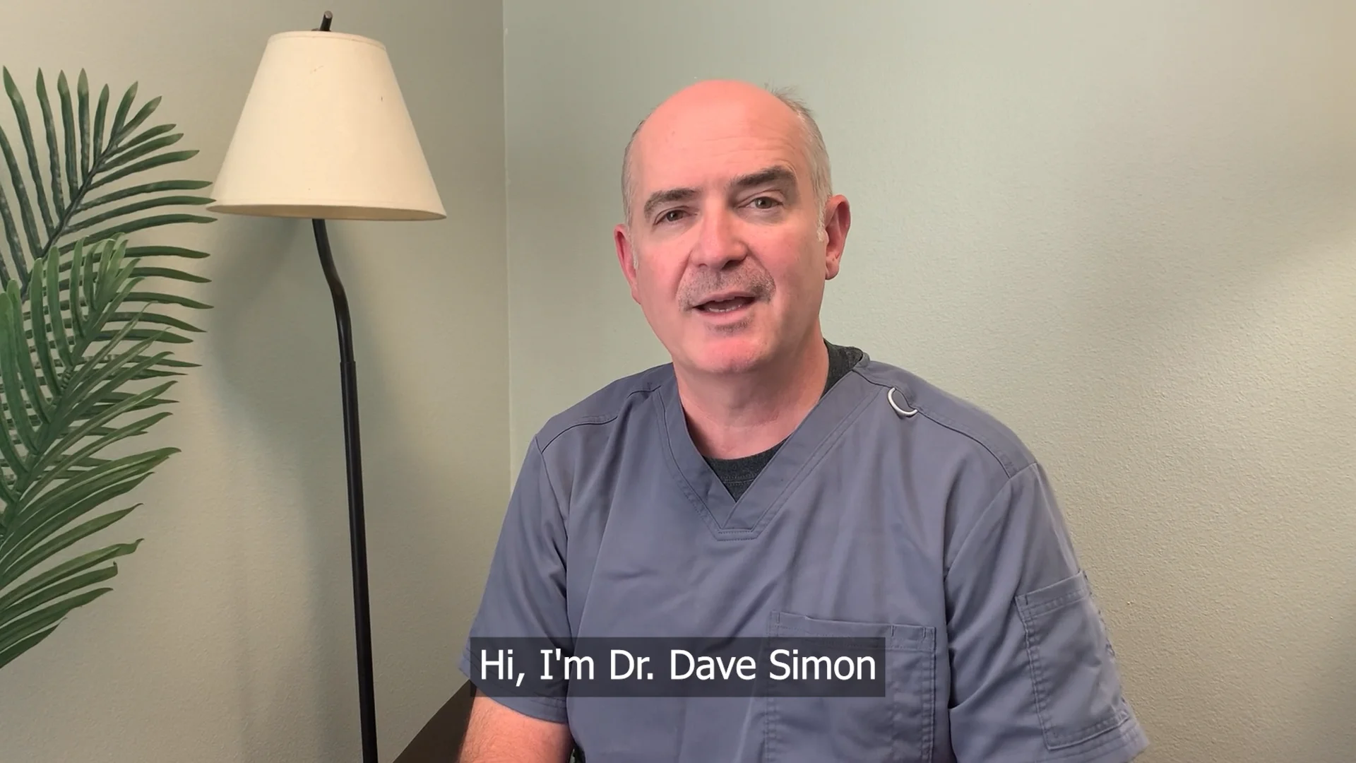 Dr_Simon_Surgeon_Intro_Captions_Horizontal