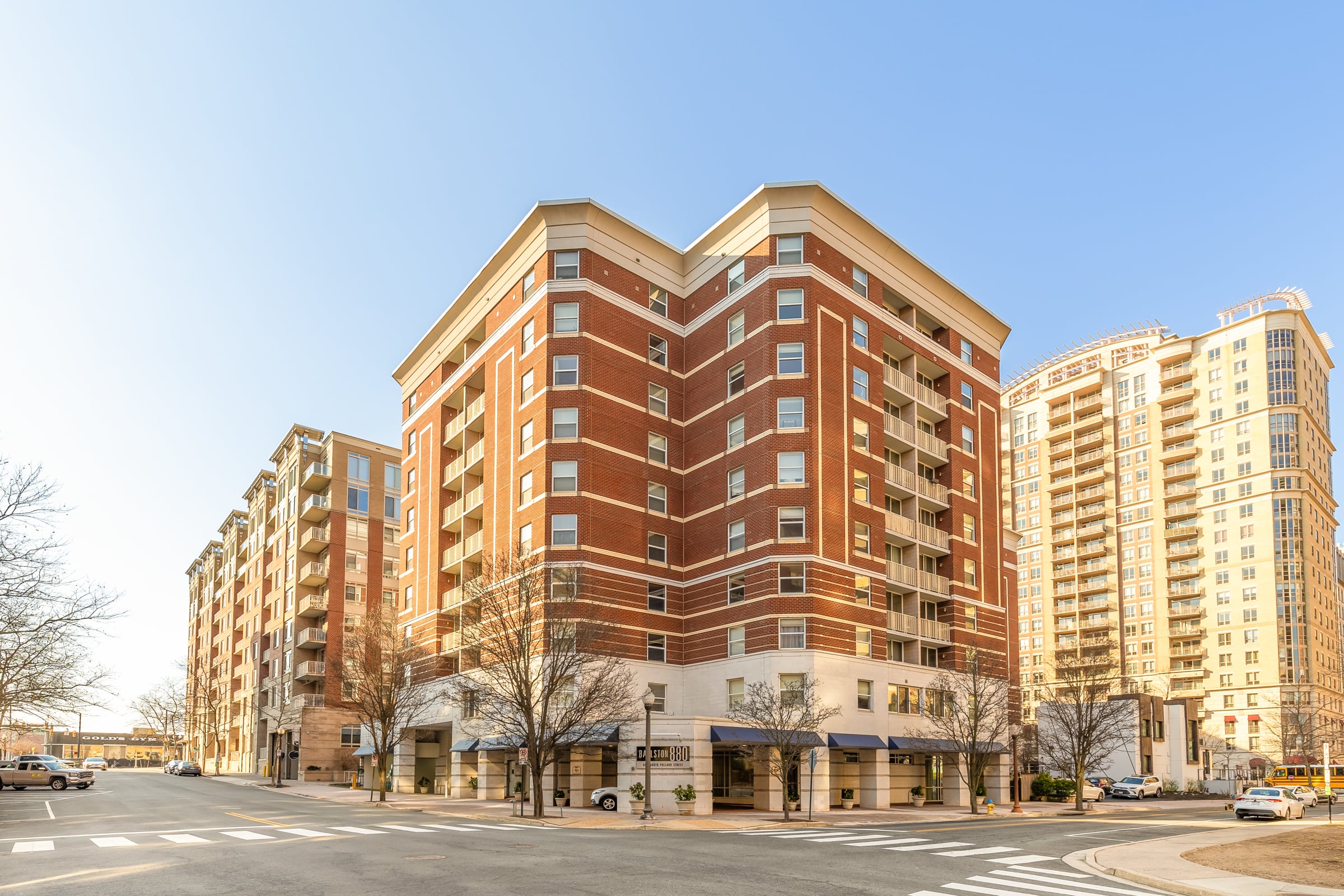 880 N Pollard St #623