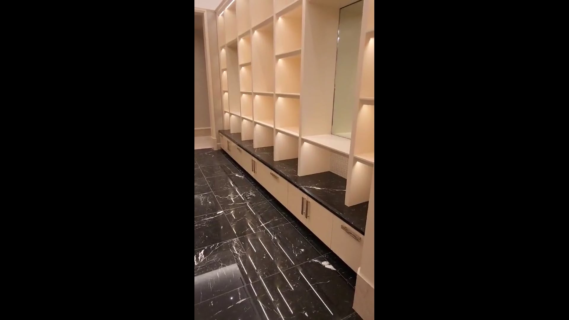 Impressions Tile & Marble