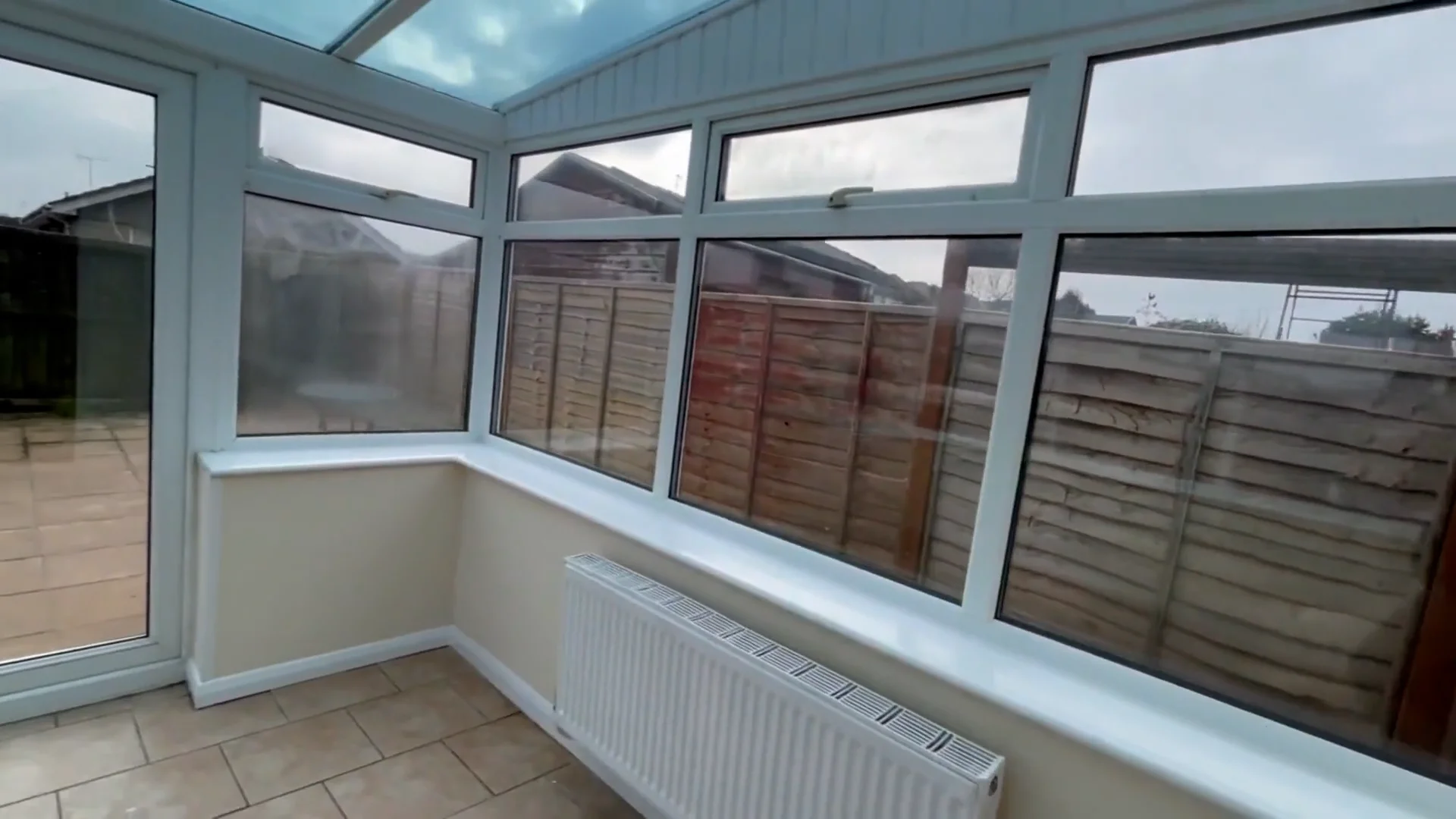 P78676 - Lake - Isle Of Wight