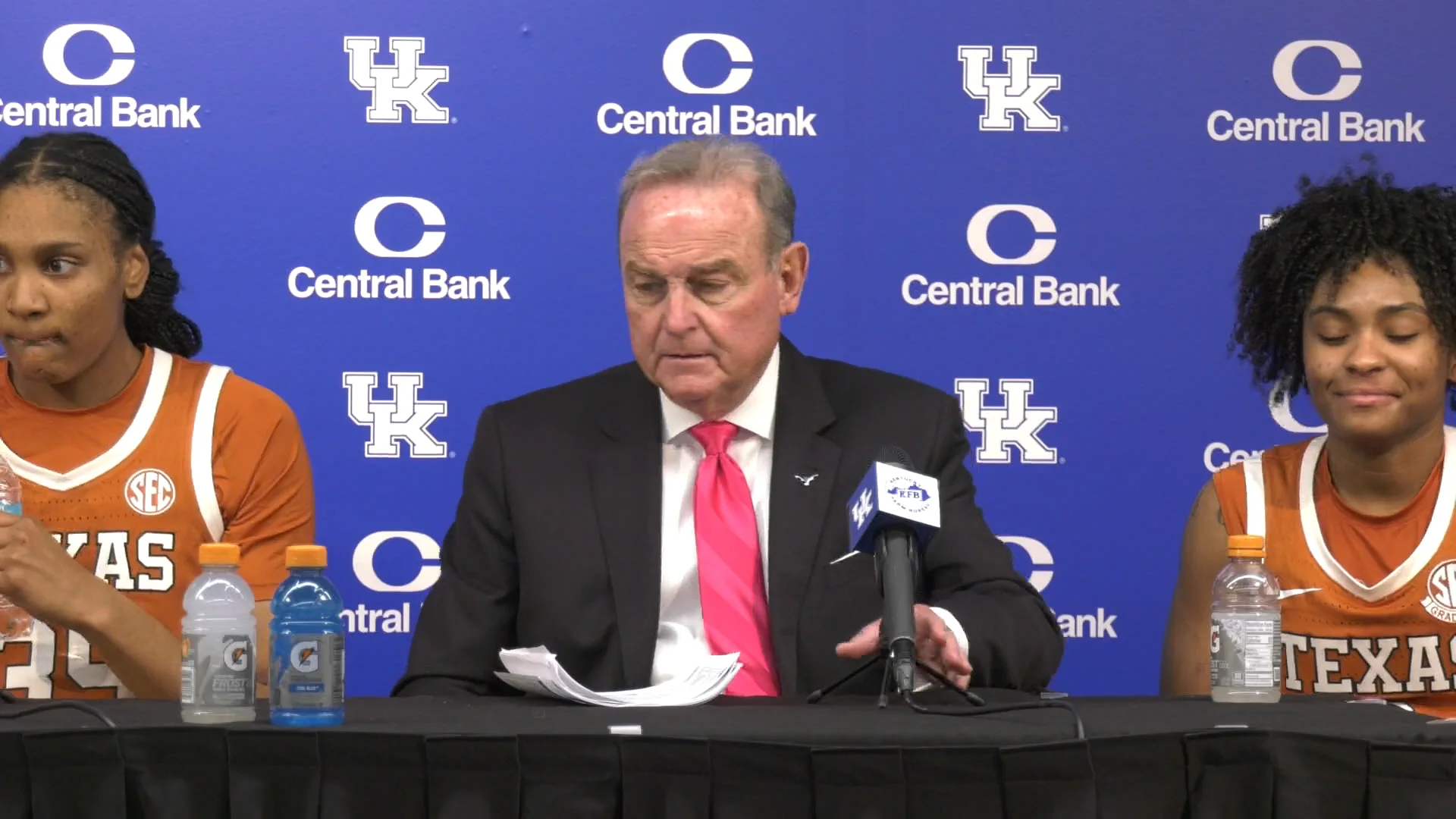 WBB - Coach Vic Schaefer, Kyla Oldacre, Rori Harmon, Madison Booker, - Post Texas