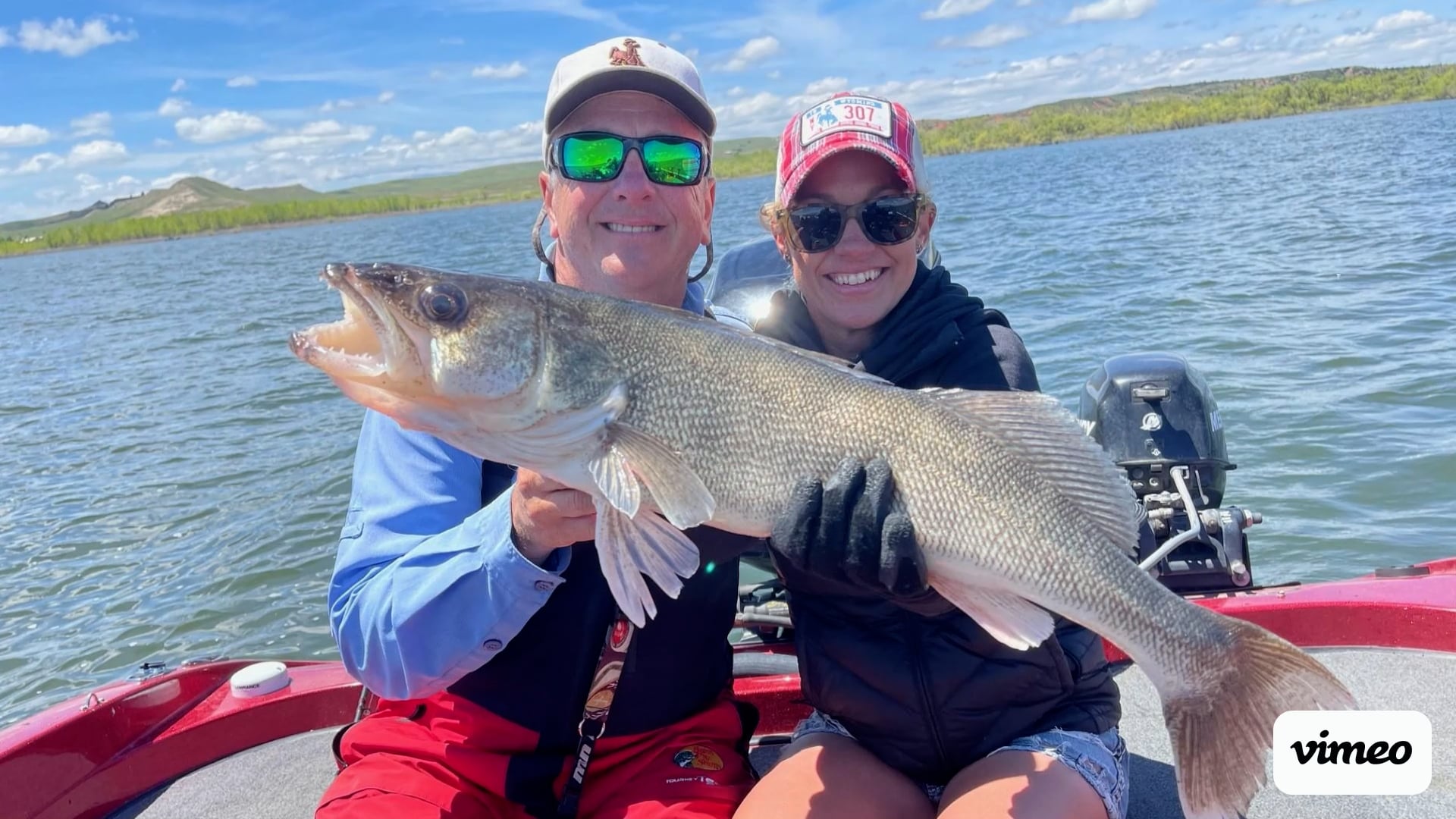 Expert Fishing Guide - Unforgettable Adventures