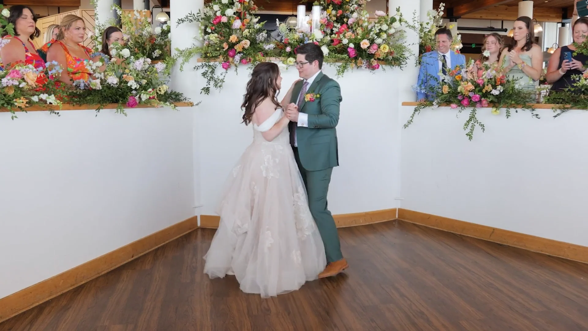 5 THE GRAND ENTRANCE & FIRST DANCE I AMY + YANN