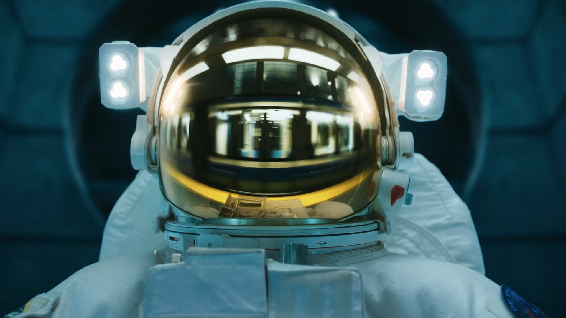 SPACE EXPLORERS - THE INFINITE