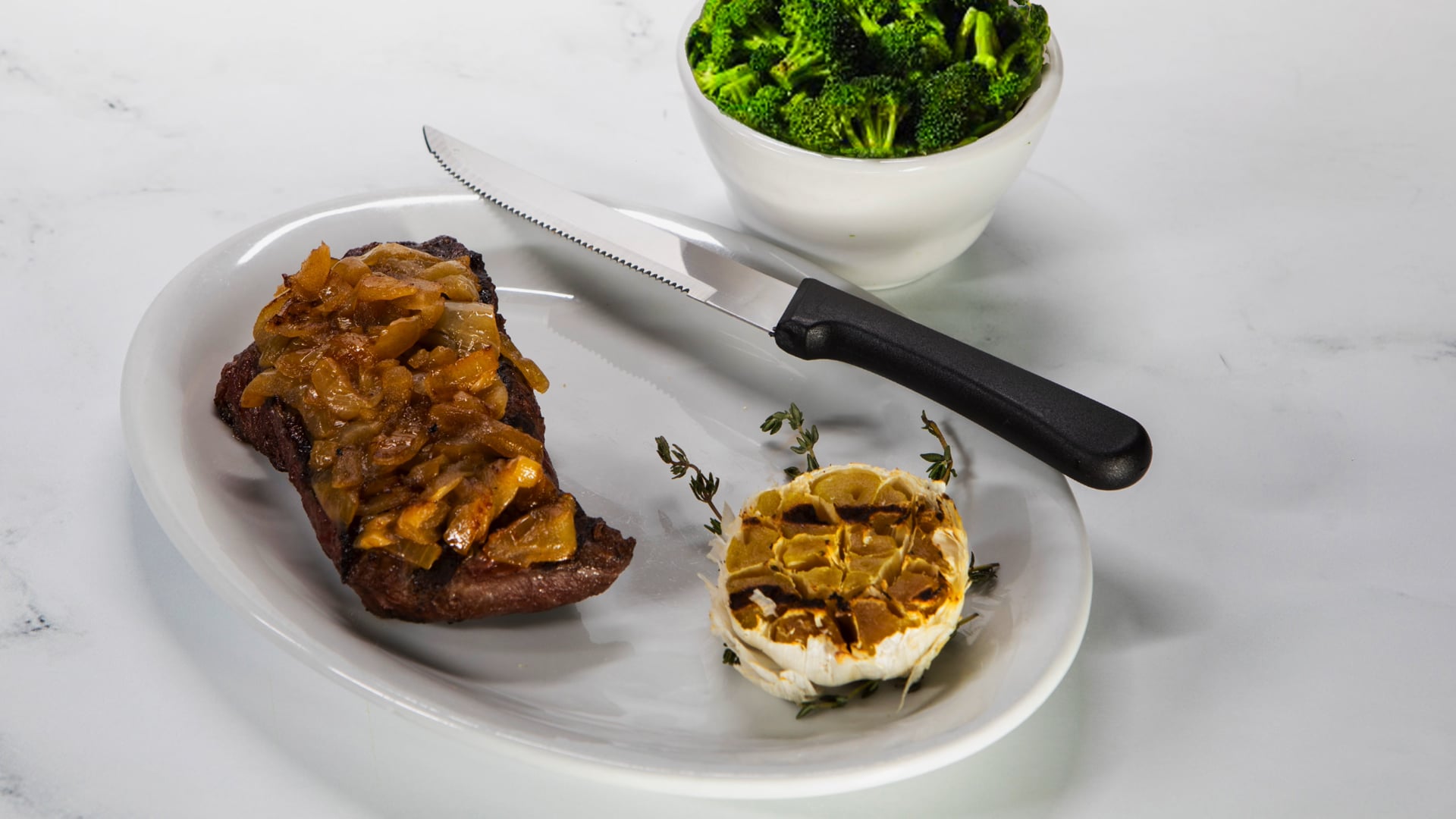 Caramel Rolls - Colonial House Restaurant & Bar