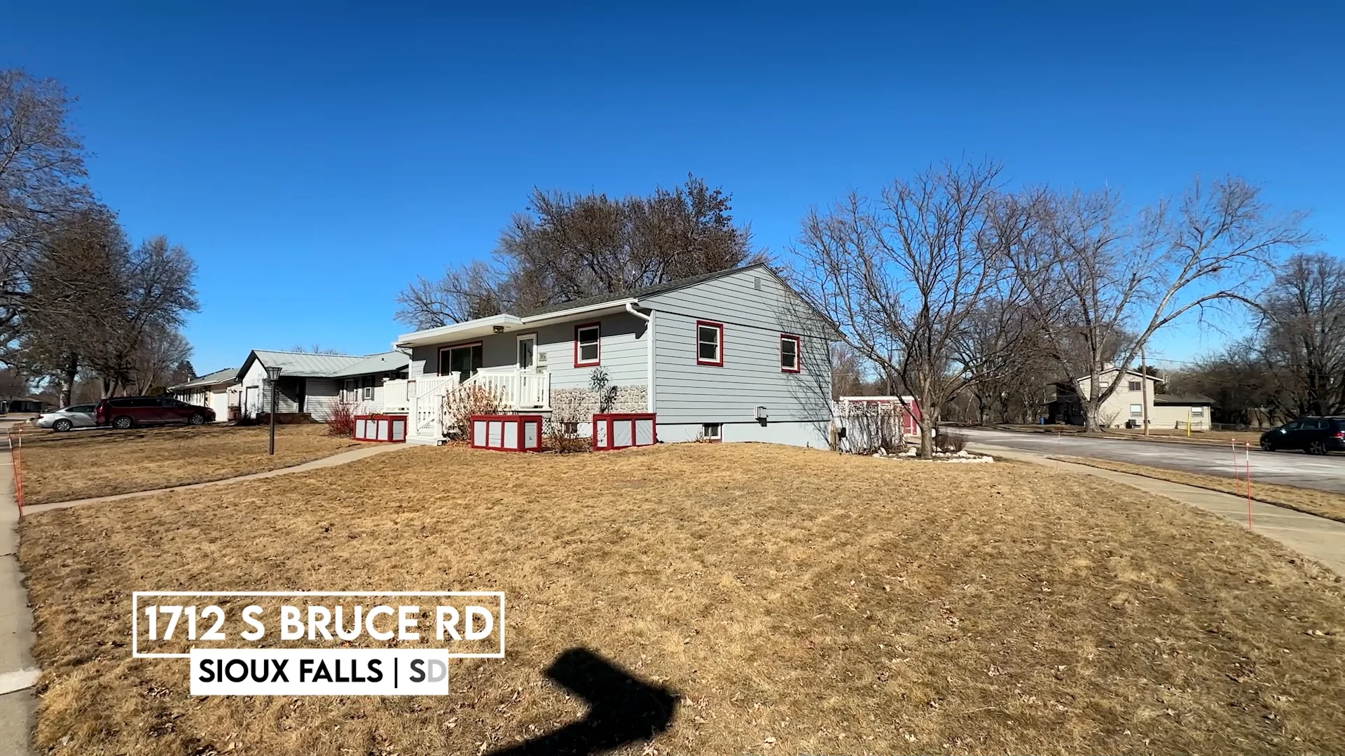 1712 S Bruce Rd, Sioux Falls, SD