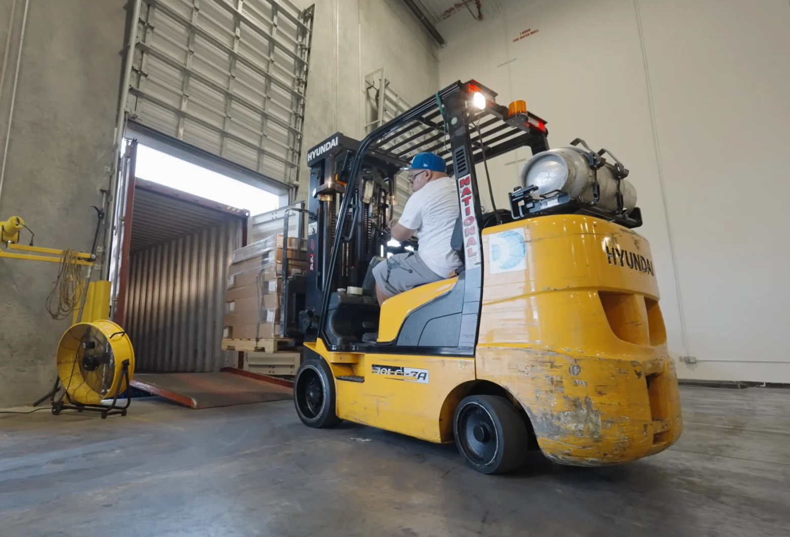 Daco Worldwide Container Loading