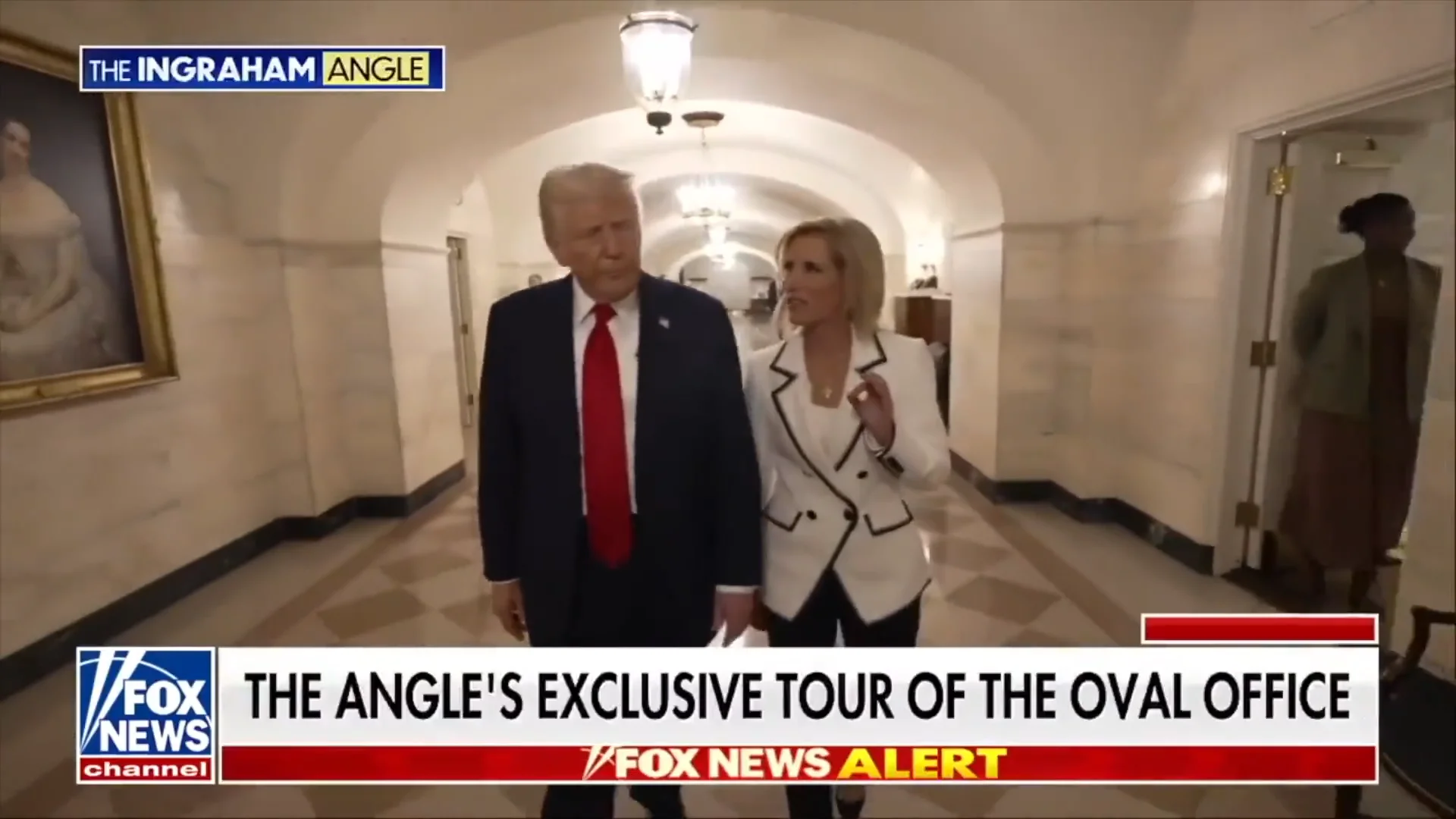 Interview: Laura Ingraham Tours the Oval Office with Donald Trump ...