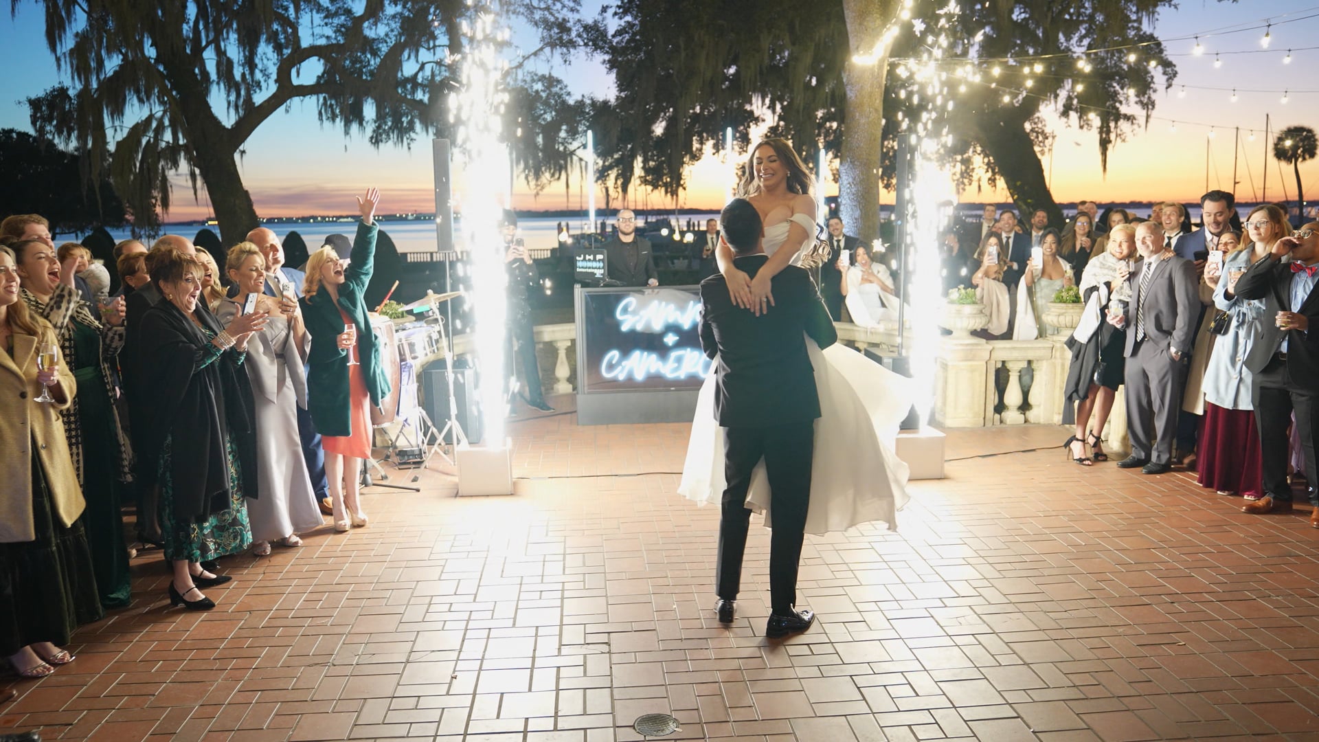 Full Frame Productions LLC