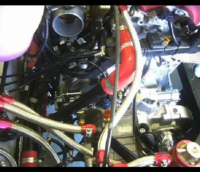 Video of a Honda Powered Exige with paddle shift sequential box on Vimeo