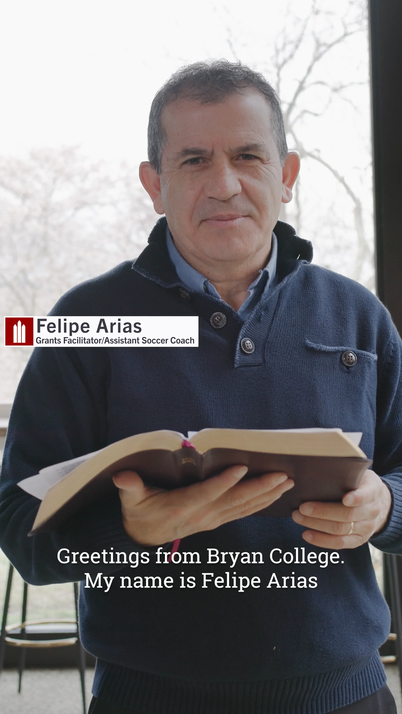 Desde el Escritorio de Felipe (Felipe's Desk)