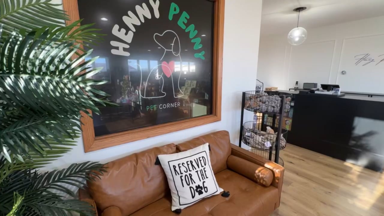 Top Pet Stores in South Dakota - Henny Penny Pet Corner