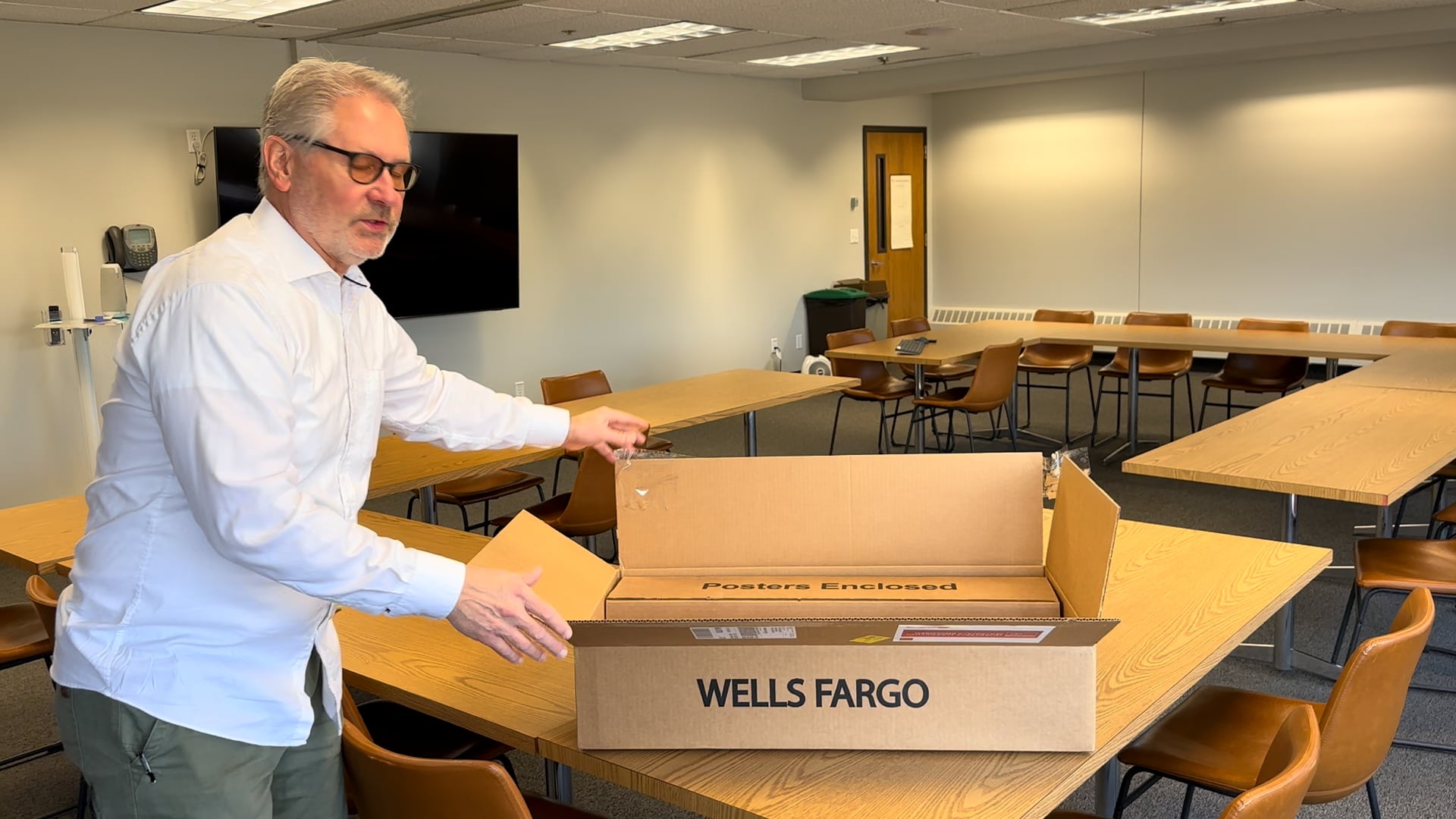Wells Fargo Magnetic Receptive Promoter kit