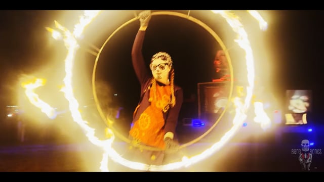 Barebones Puppets – Outdoor Puppetry & Performance Art Spectacles