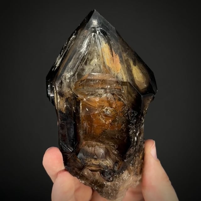 "Fenster" Smoky Quartz with clay inclusions | Divino das Laranjeiras ...