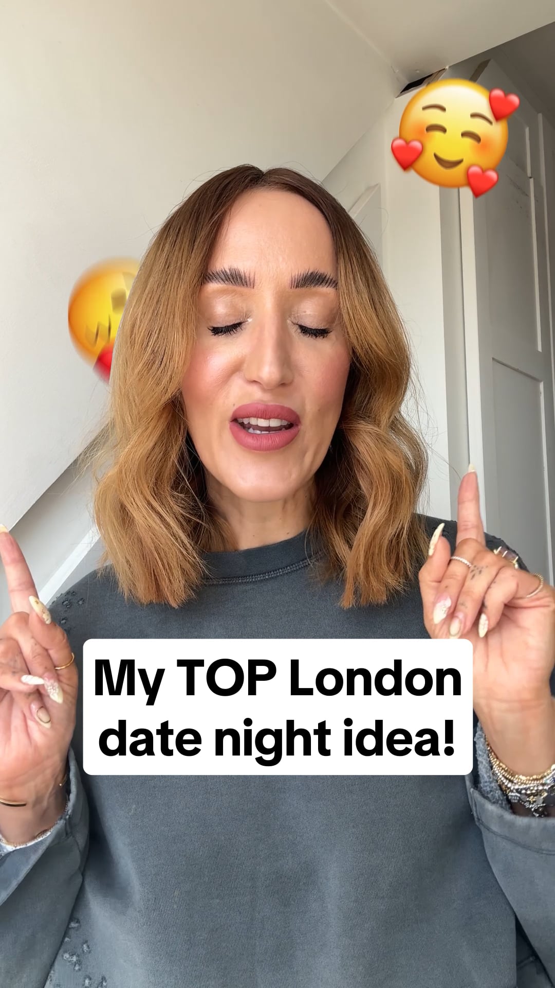 Katie Maxwell_Hook 1