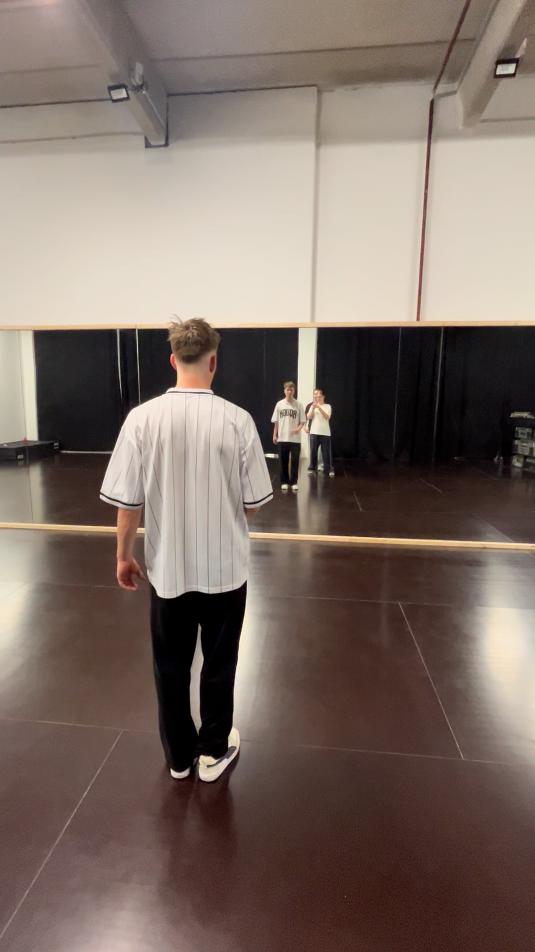 Leo-Walk Variation (Explanation)