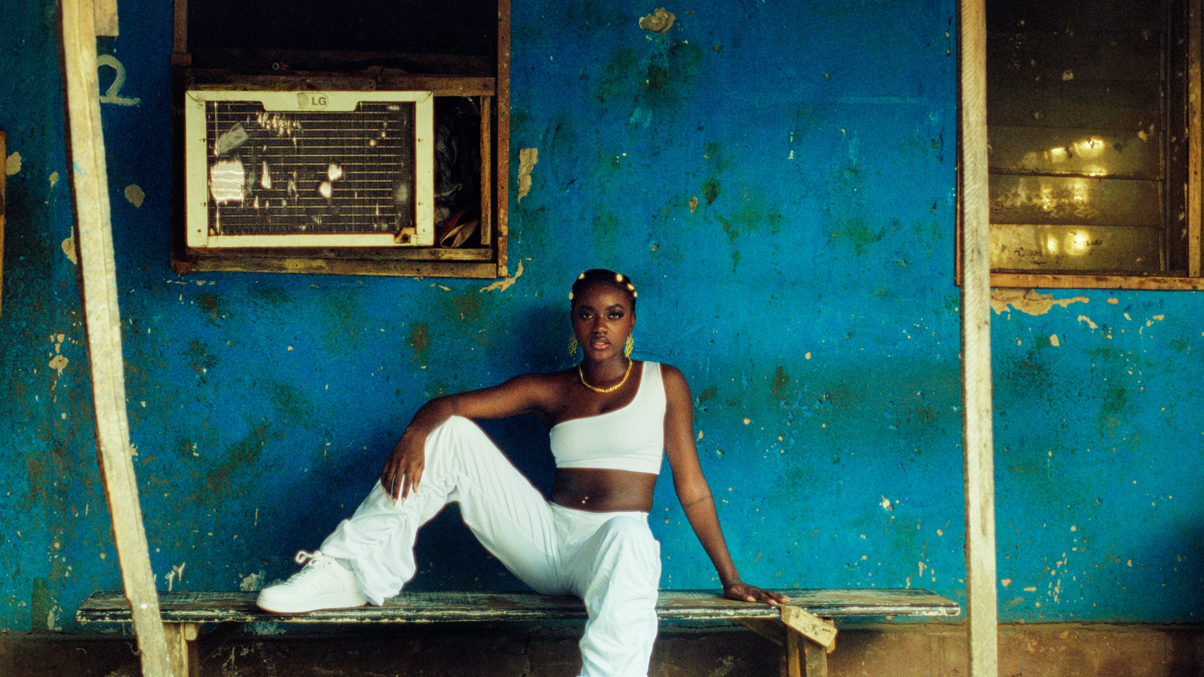 Davido ft. YG Marley - Awuke