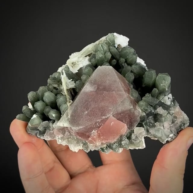 Fluorite on Hedenbergite included Quartz, etc. (RARE combo) | Huanggang ...