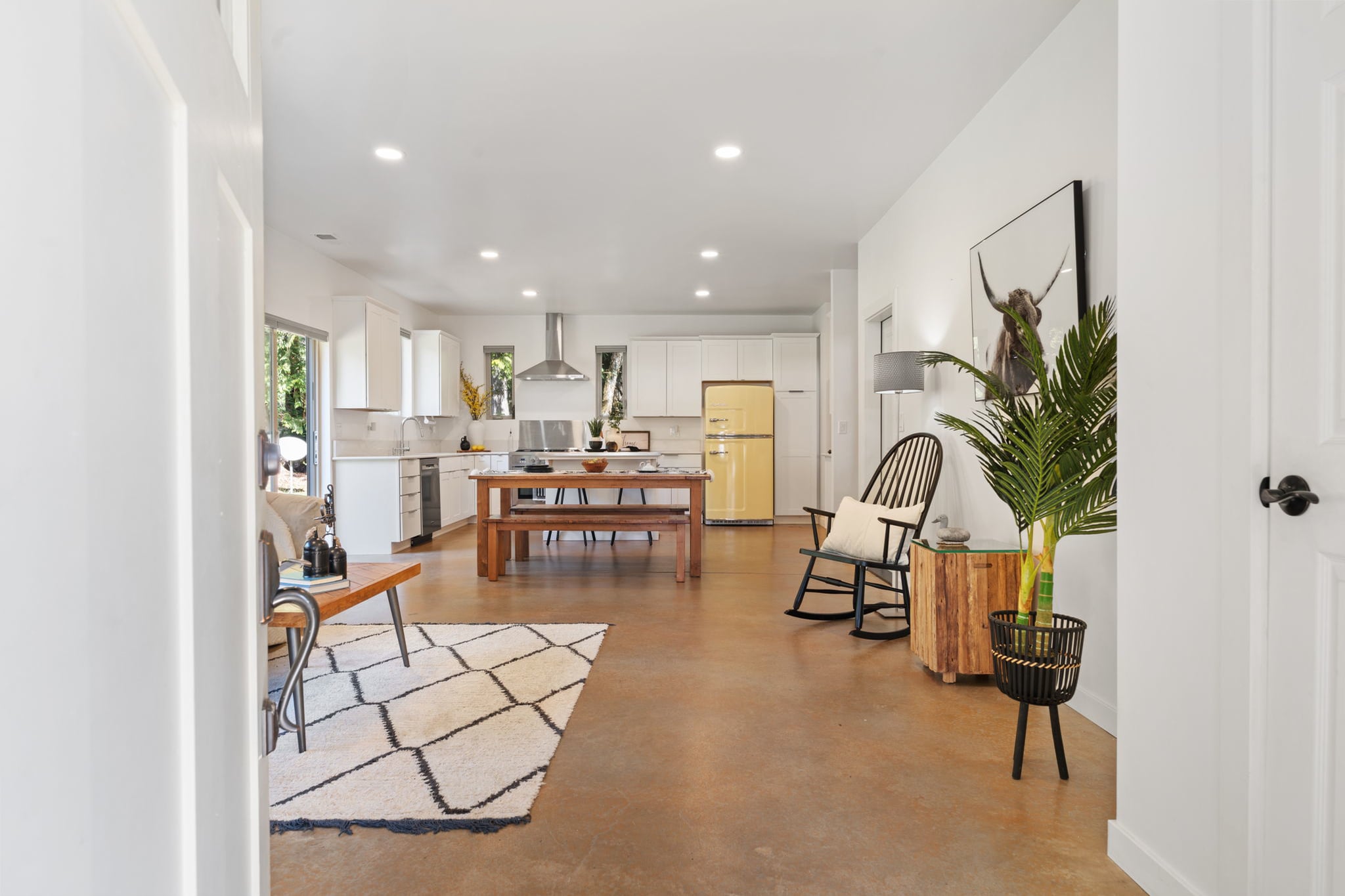 142 Sunday Dr. Cook, WA