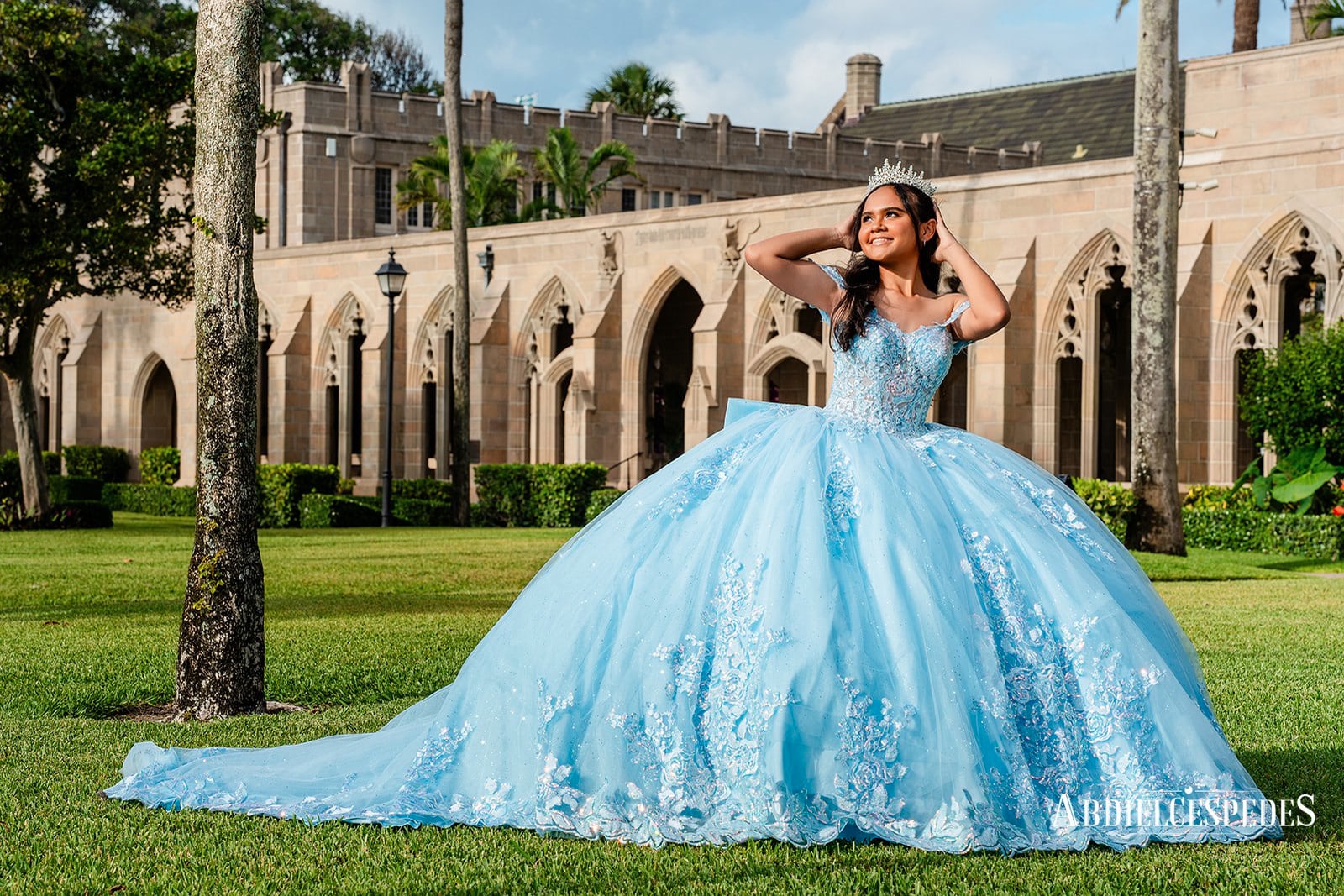 CHELSEA'S PHOTOSHOOT