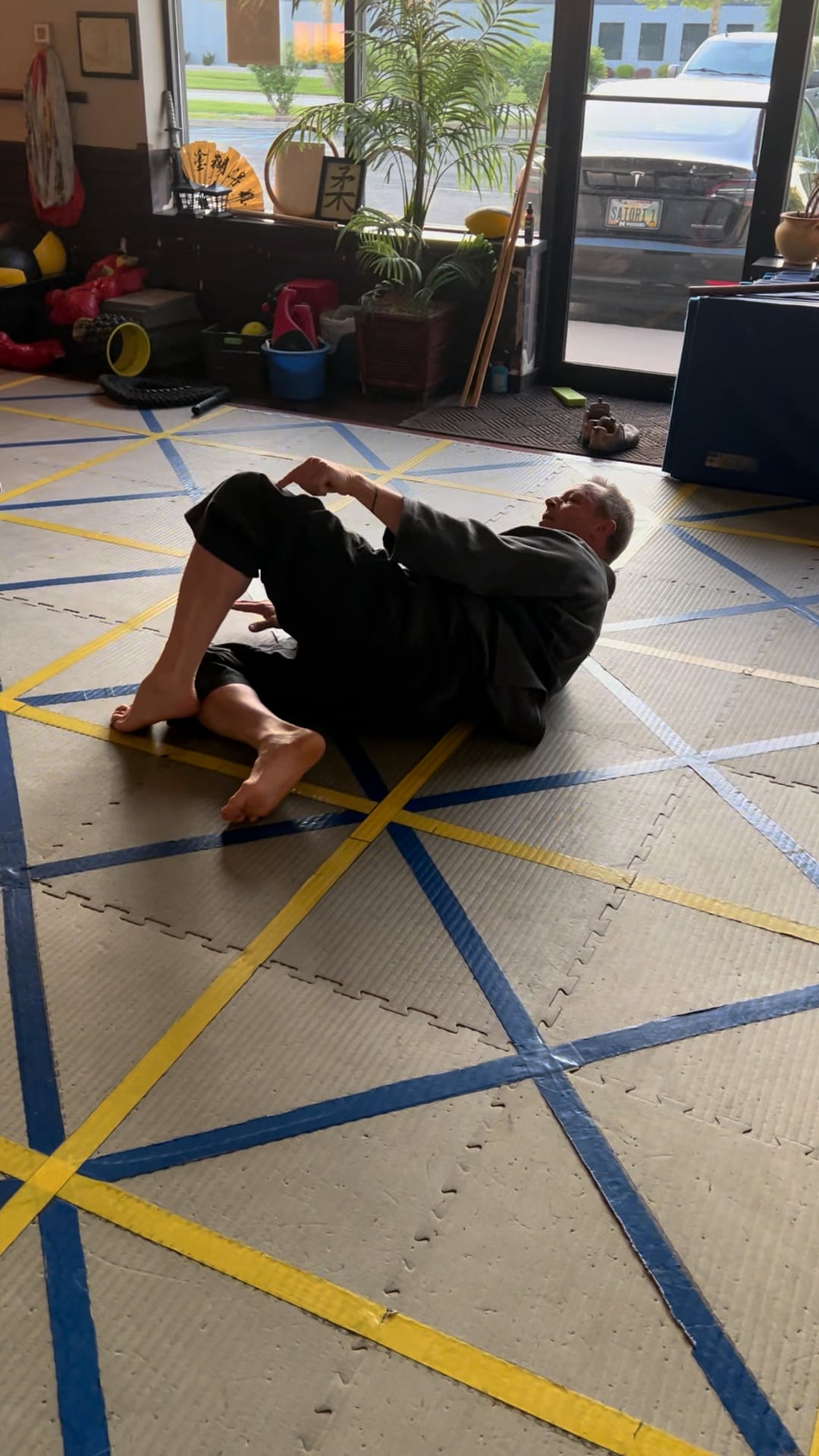 Side Fall Side to Side Roll Up 3 Point Stance