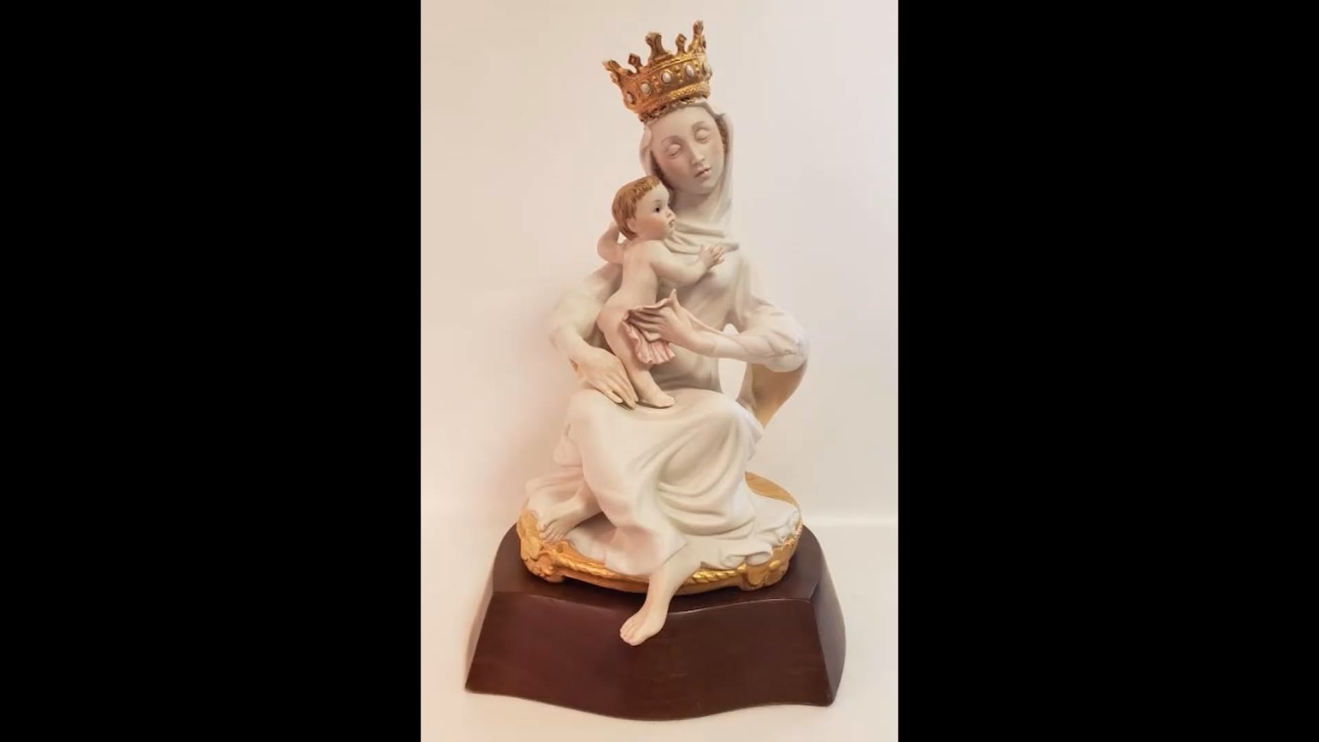 Cybis Porcelain - Cybis Porcelain Figurines, Cybis Portraits in ...