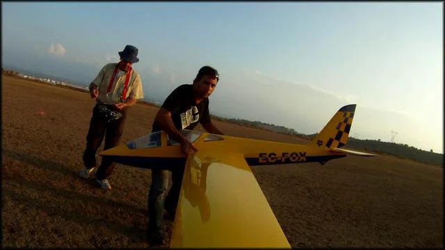 Acrobatics with a fox: Camera on board on Vimeo