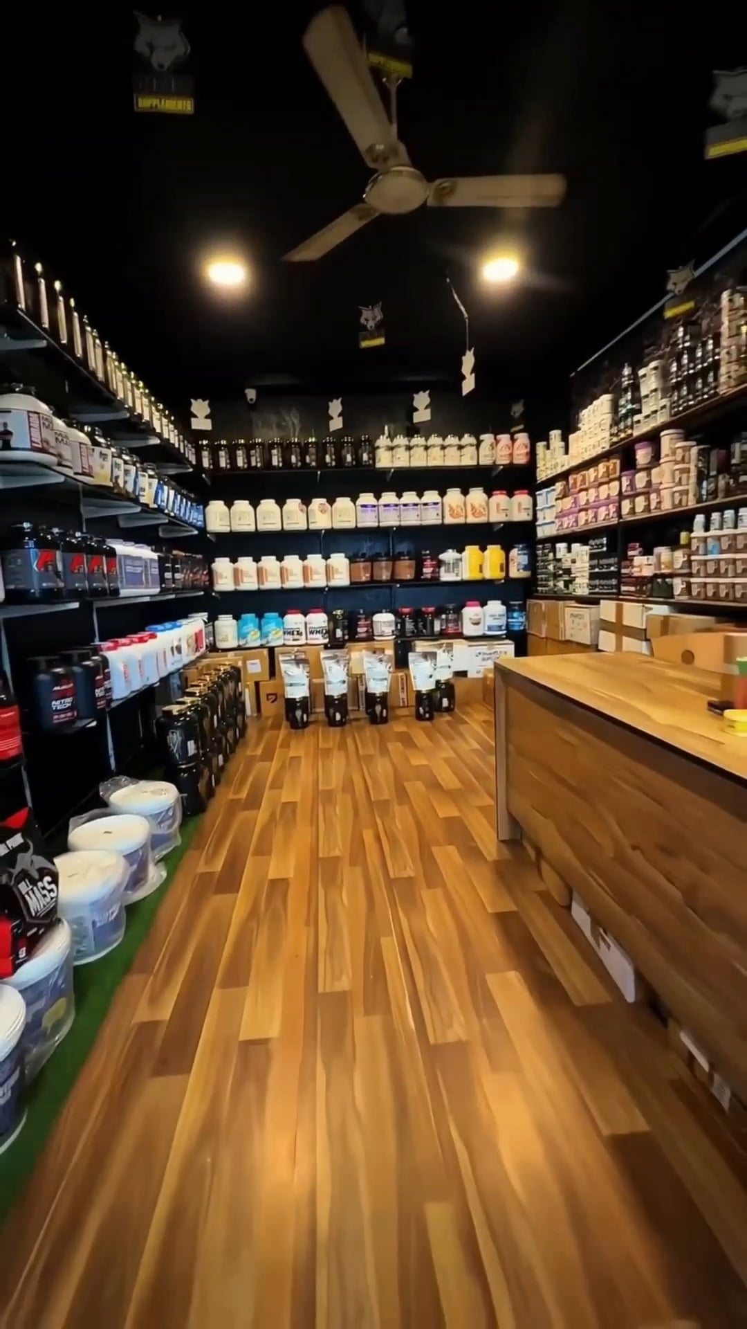 supplement store